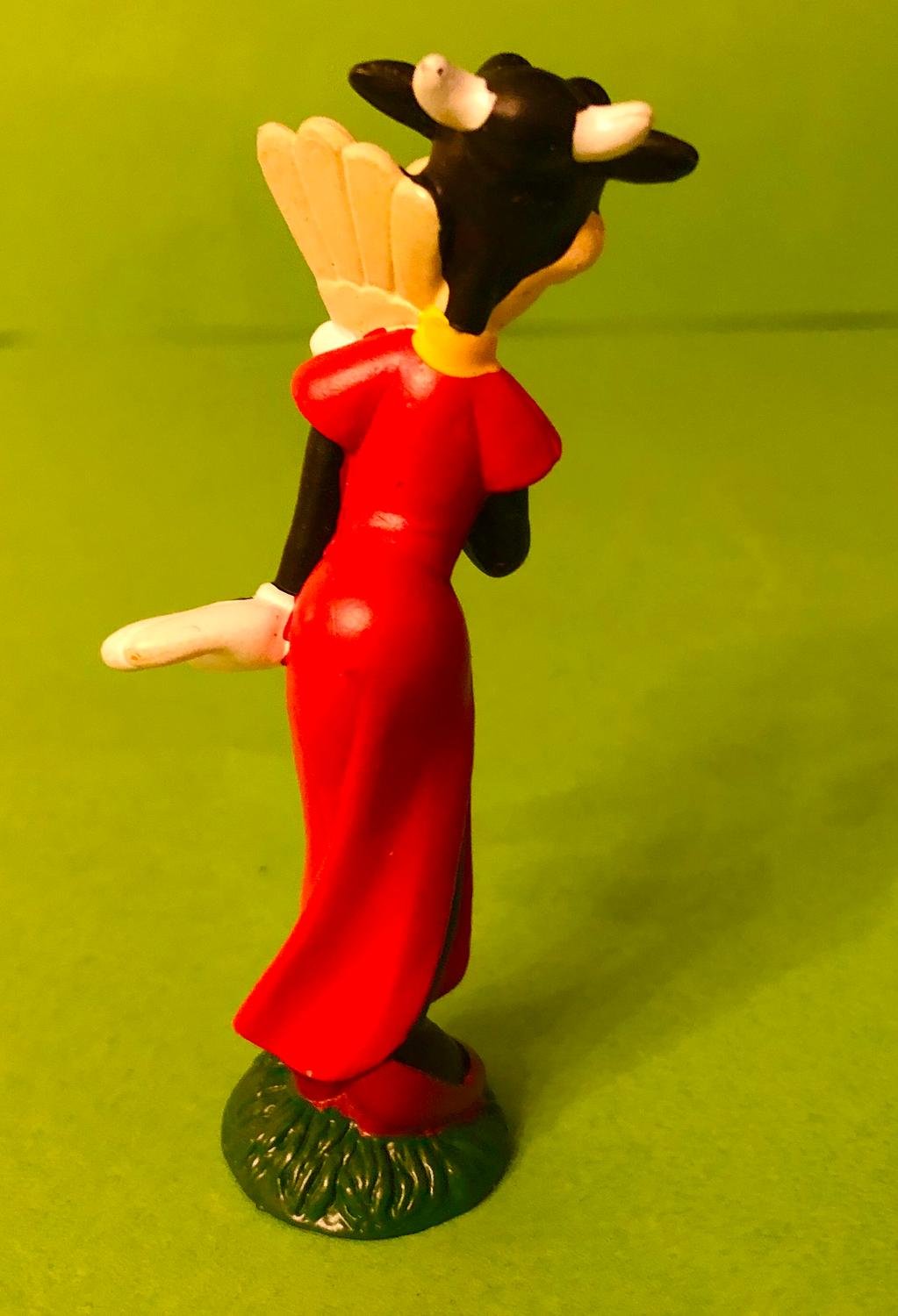 Klarabella Ko Disney Figur Bully Bullyland Clar.. | Köp på Tradera (573391214)