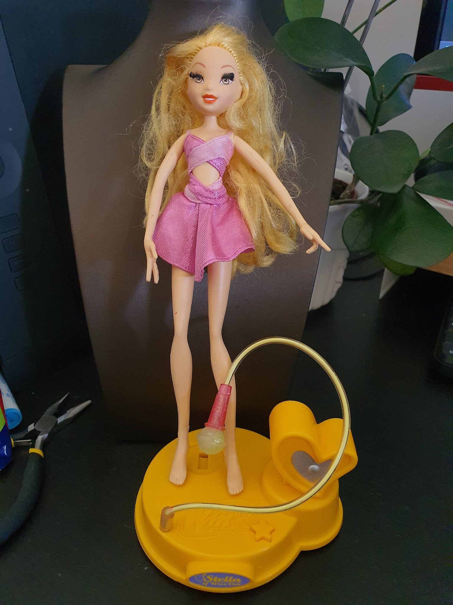 2005 Winx Stella Singsational Mattel - Winx Club | Köp på Tradera ...