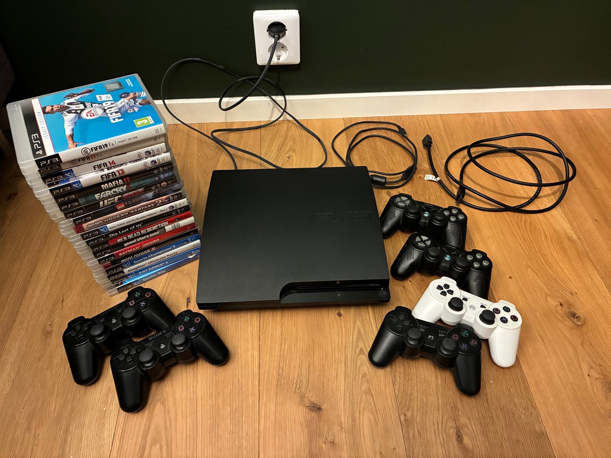 PlayStation 3 console | Köp på Tradera (711914869)