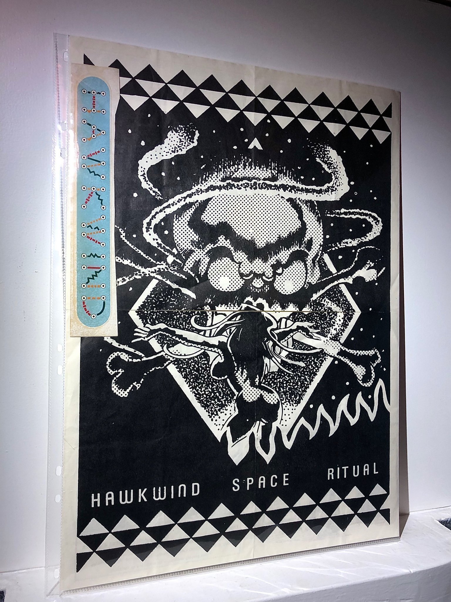 Se produkter som liknar Barney Bubbles Hawkwind Lemmy.. på Tradera ...