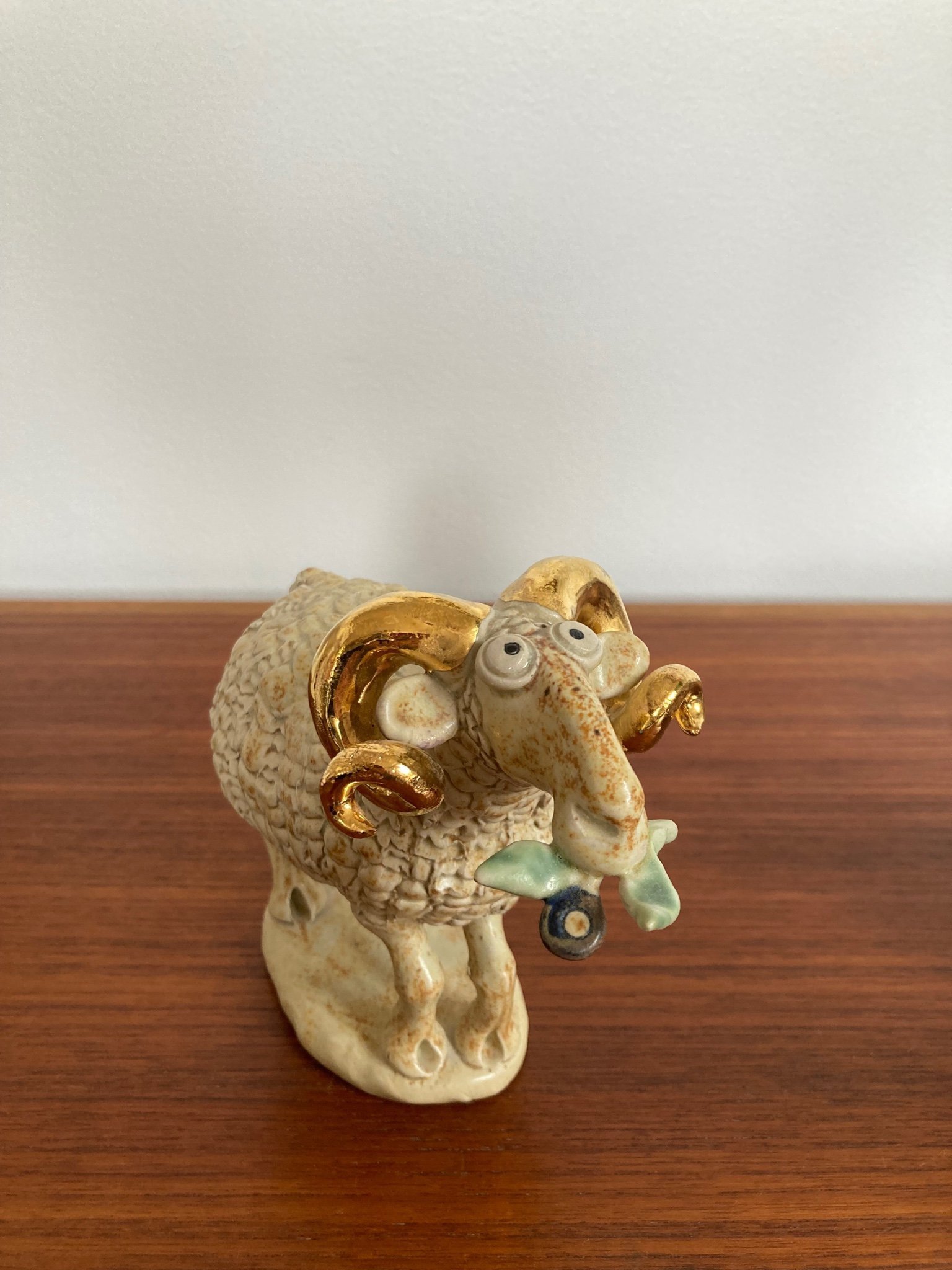 Se produkter som liknar Kaj Stuart-Beck skulptur får .. på Tradera ...