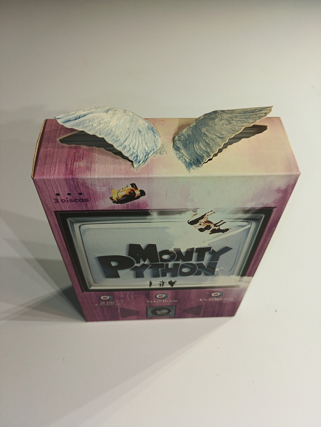 Monty Python Box The Holy Grail Life of Brian H.. | Köp på Tradera ...