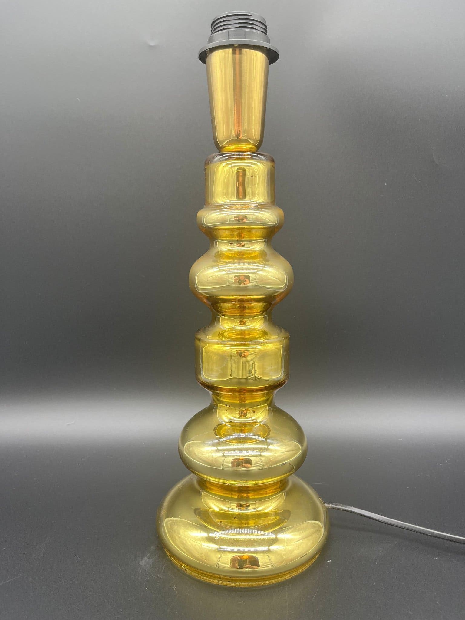 Se produkter som liknar Lampfot i glas Rosdala Glasbruk på Tradera ...