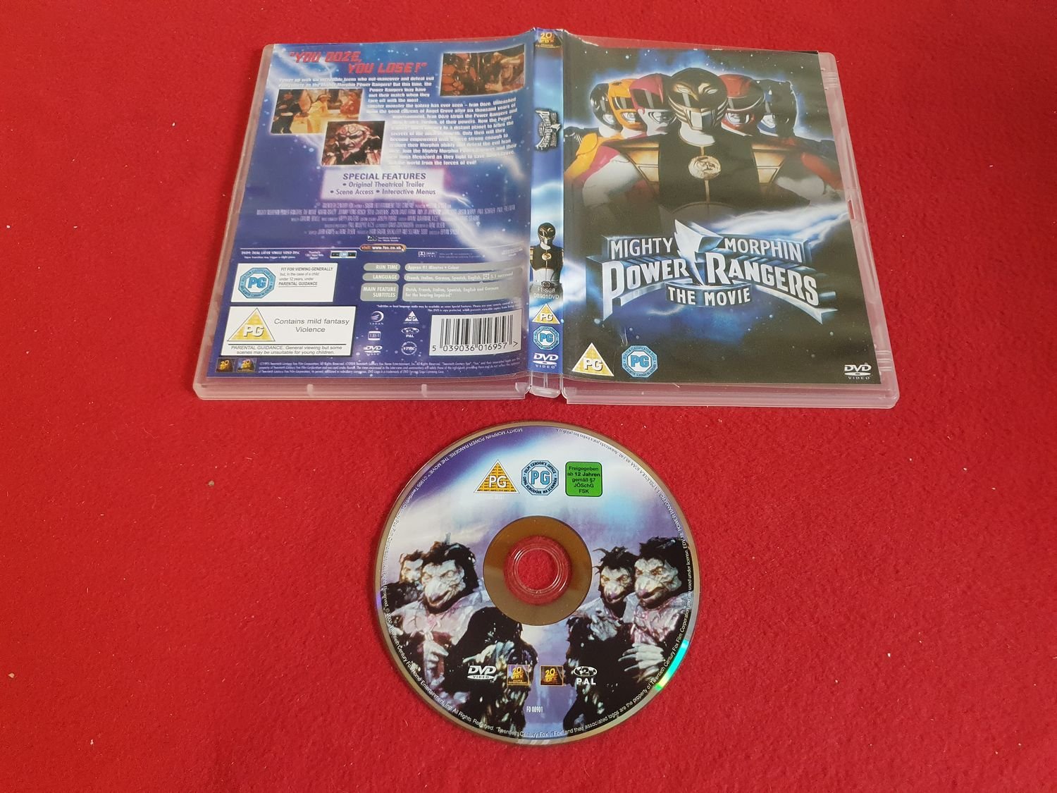 MIGHTY MORPHIN POWER RANGERS TH.. | Köp från game-world på Tradera ...