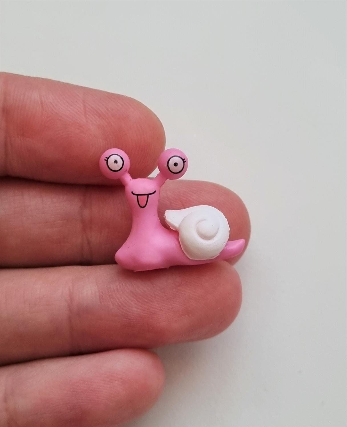 1 st rosa snigel med vitt skal. M.. | Köp från Fyndgren på Tradera ...