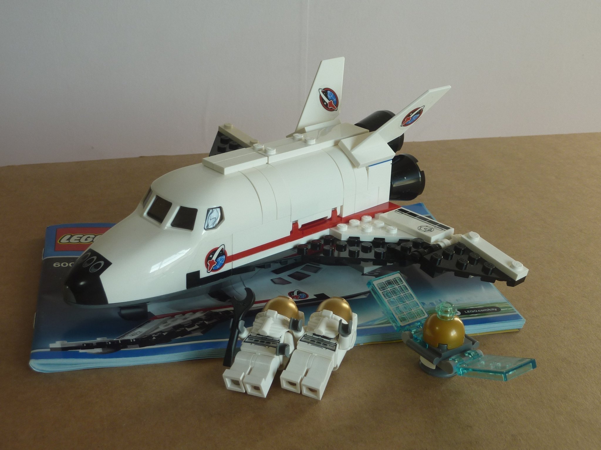 LEGO city 60078 Utility Shuttle - komplett med .. | Köp på Tradera ...