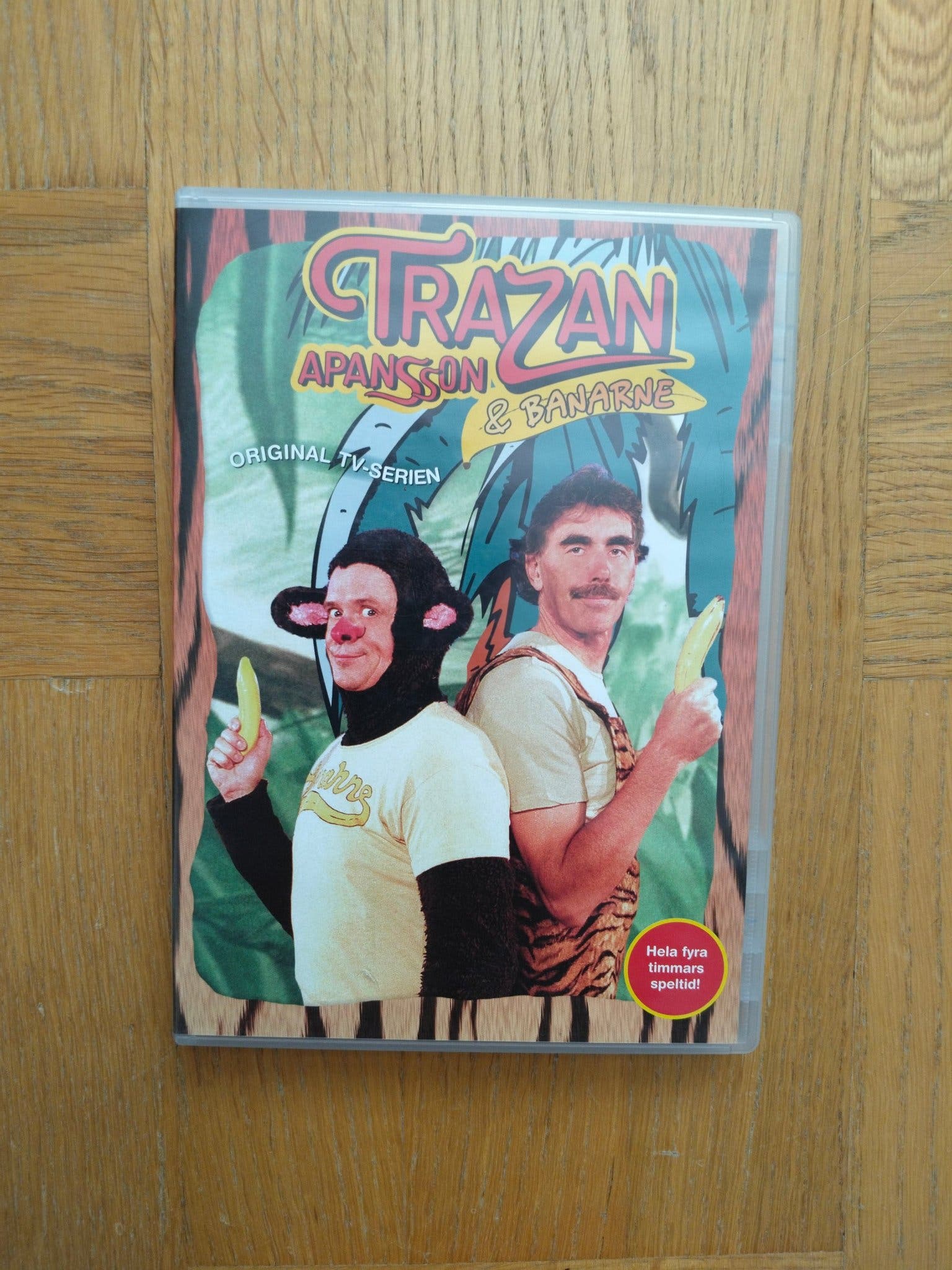 Se produkter som liknar Trazan Apansson & Banarne OOP på Tradera ...