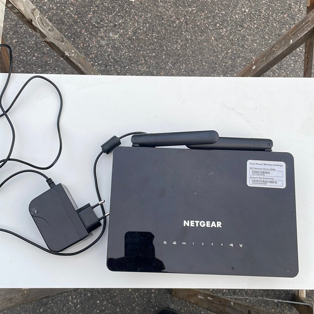 Se produkter som liknar Netgear AC1200 Smart WiFi Rou.. på Tradera ...