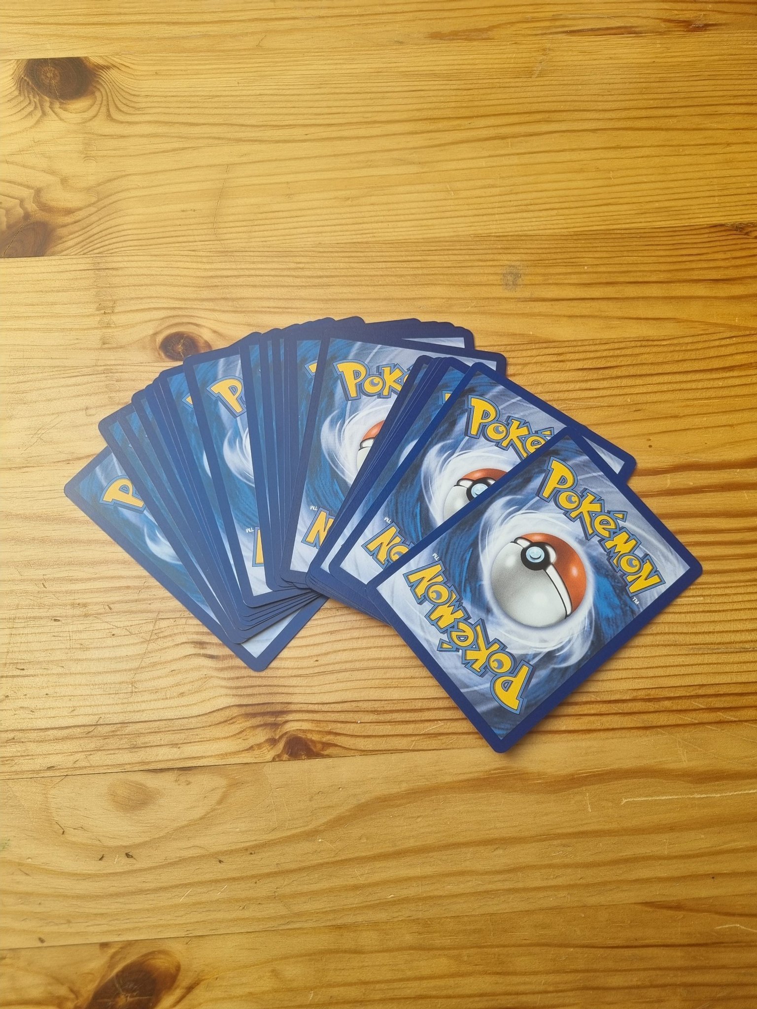 50 Pokemonkort Mystery Box - Bulk (4) | Köp på Tradera (734430191)