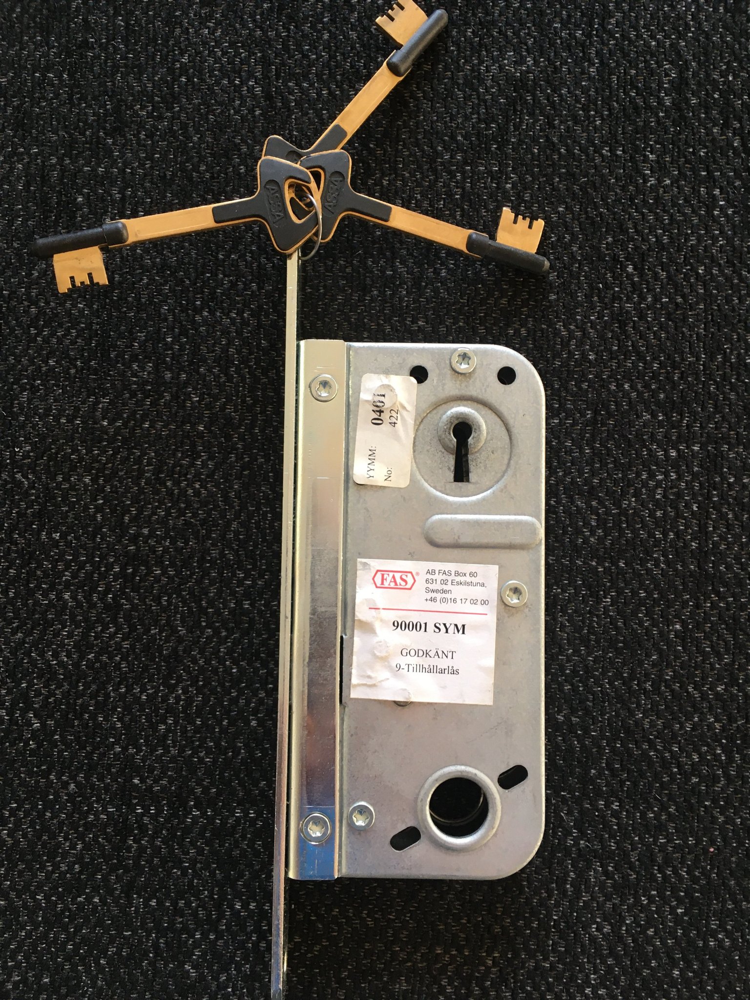 Assa 90001 sym 9-tillhållarlås | Köp på Tradera (567946199)