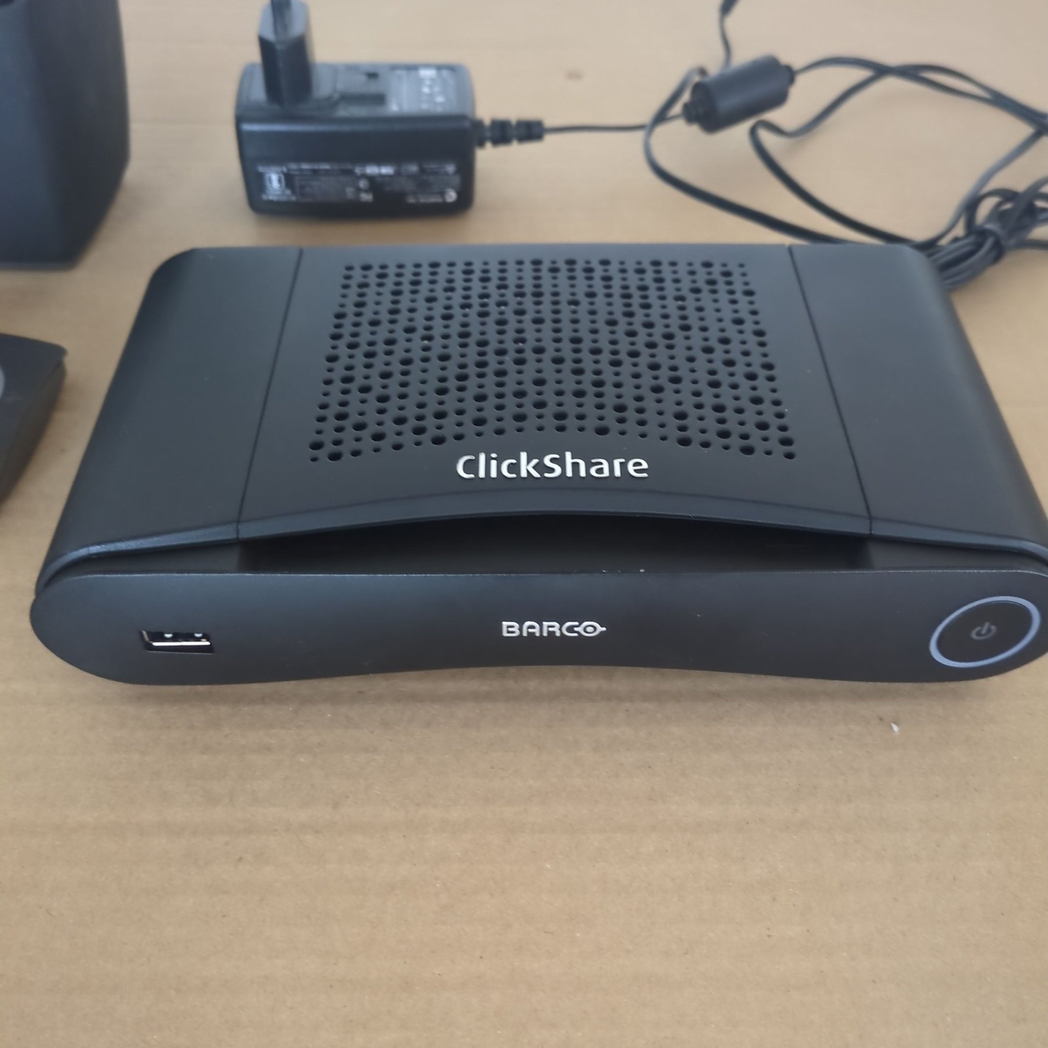 Barco ClickShare Presentation System med CS-100.. | Köp på Tradera (694588256)
