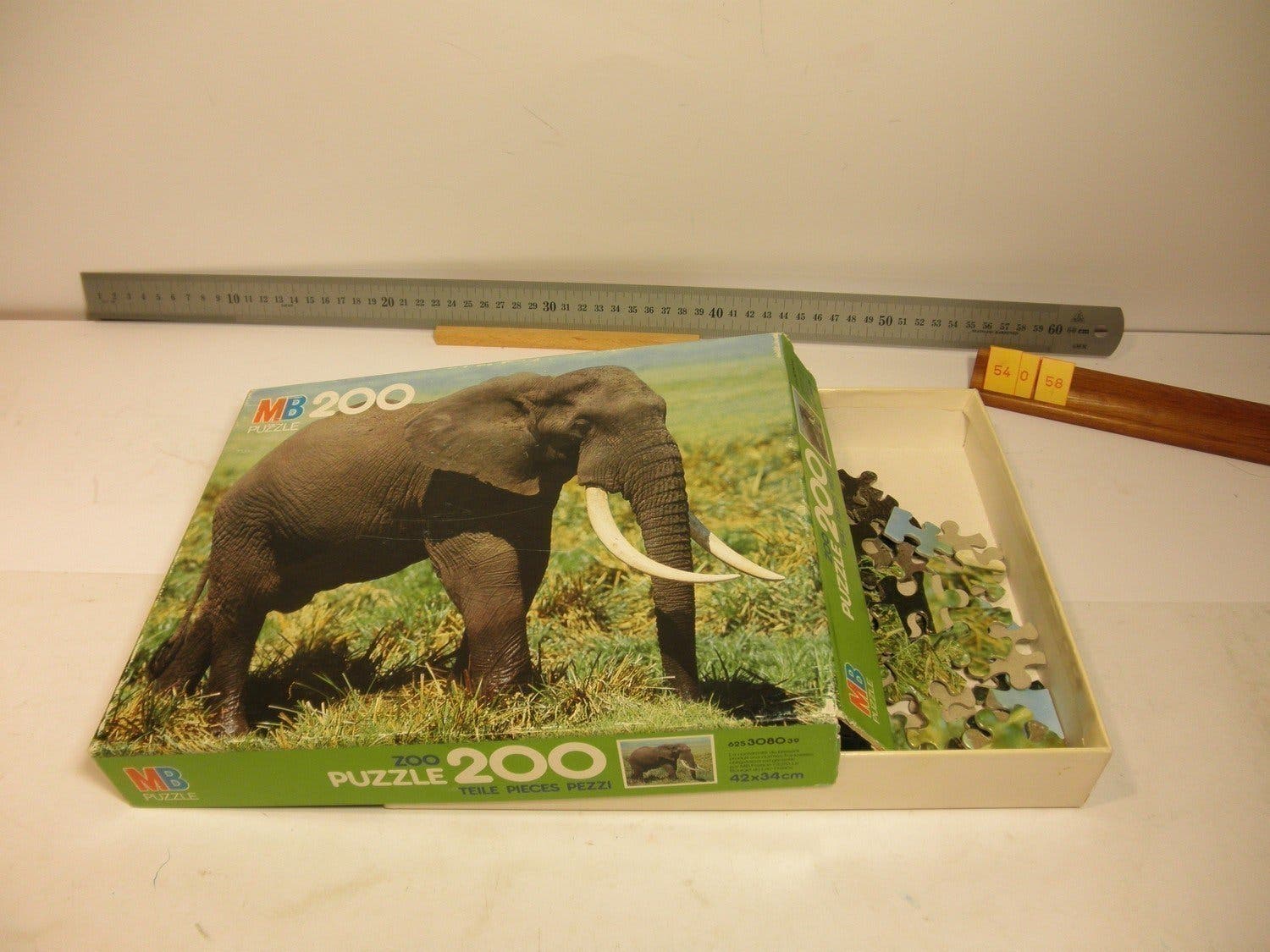 Se produkter som liknar 200 b, MB; Zoo; Elefant på Tradera (709758378)