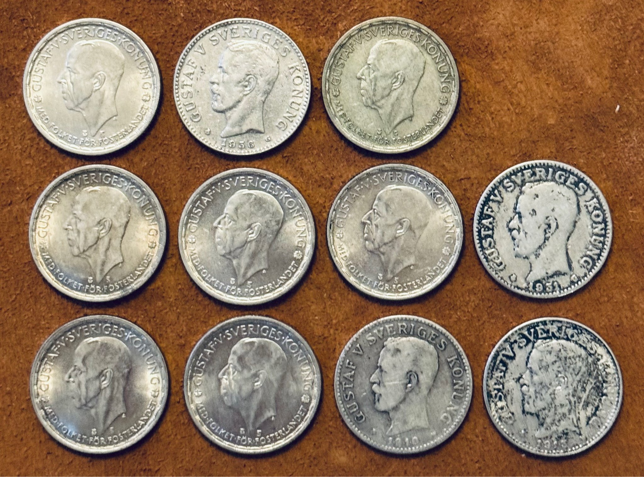 Gustaf V - 2 Kronor 11st . 158 gram . Vissa med.. | Köp på Tradera ...