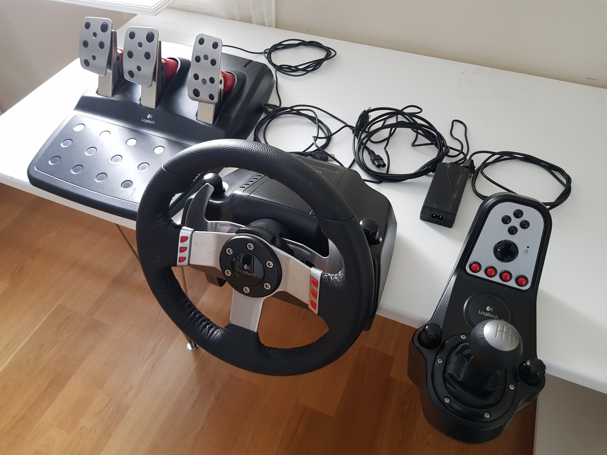 Ratt Logitech G27 Racing Wheel (379572019) ᐈ Köp på Tradera
