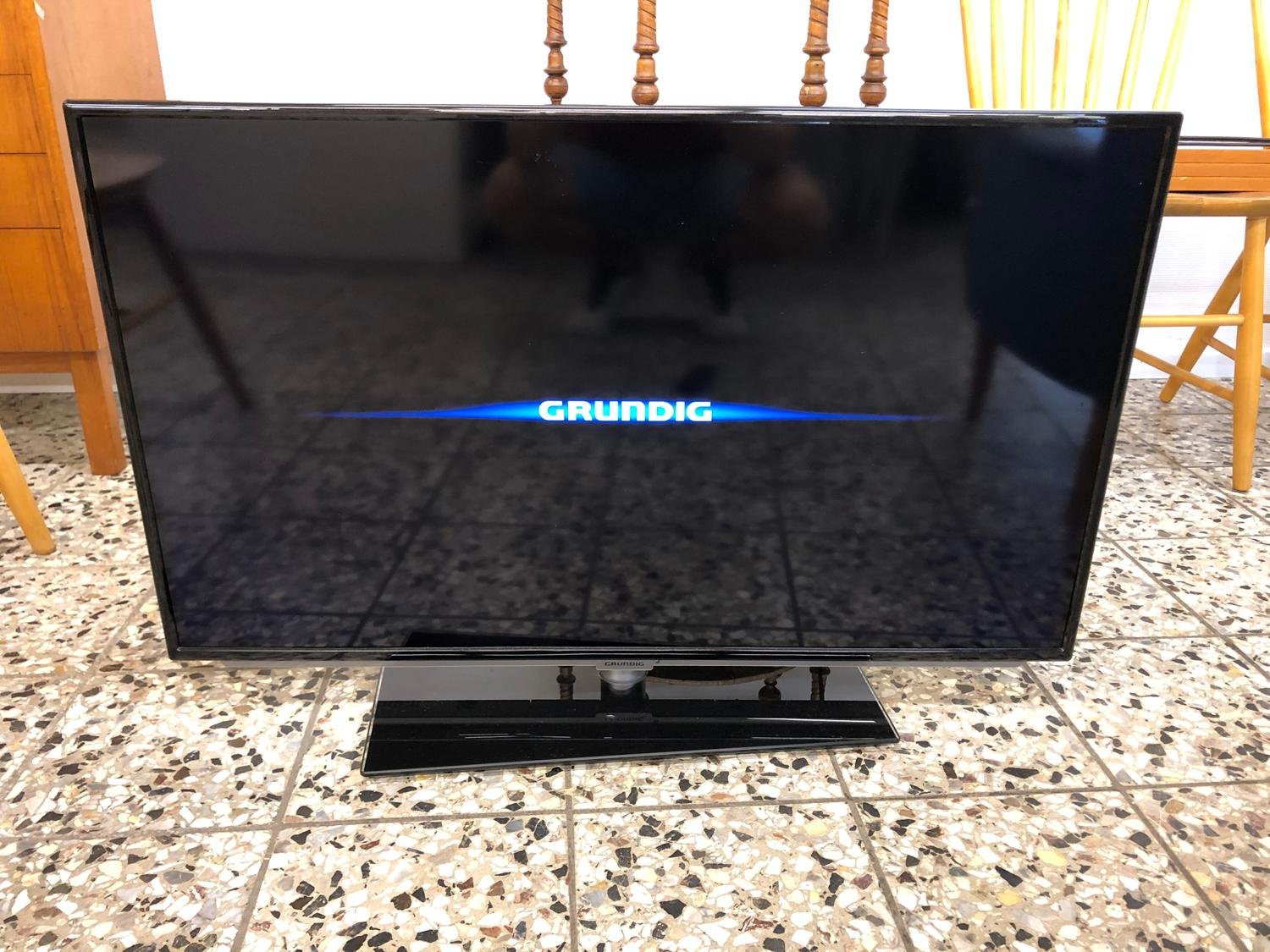 Grundig TV (413485008) ᐈ nylandersauktioner på Tradera
