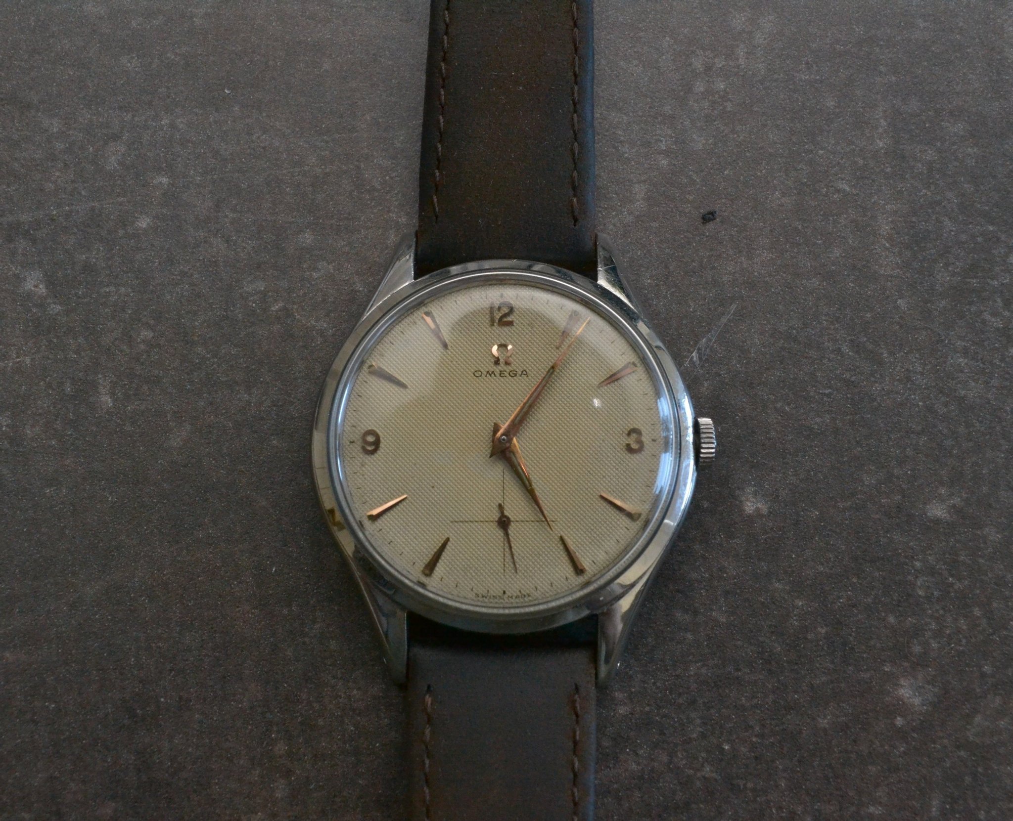 Se produkter som liknar Klassisk Omega CAL 265 JUMBO .. på Tradera ...