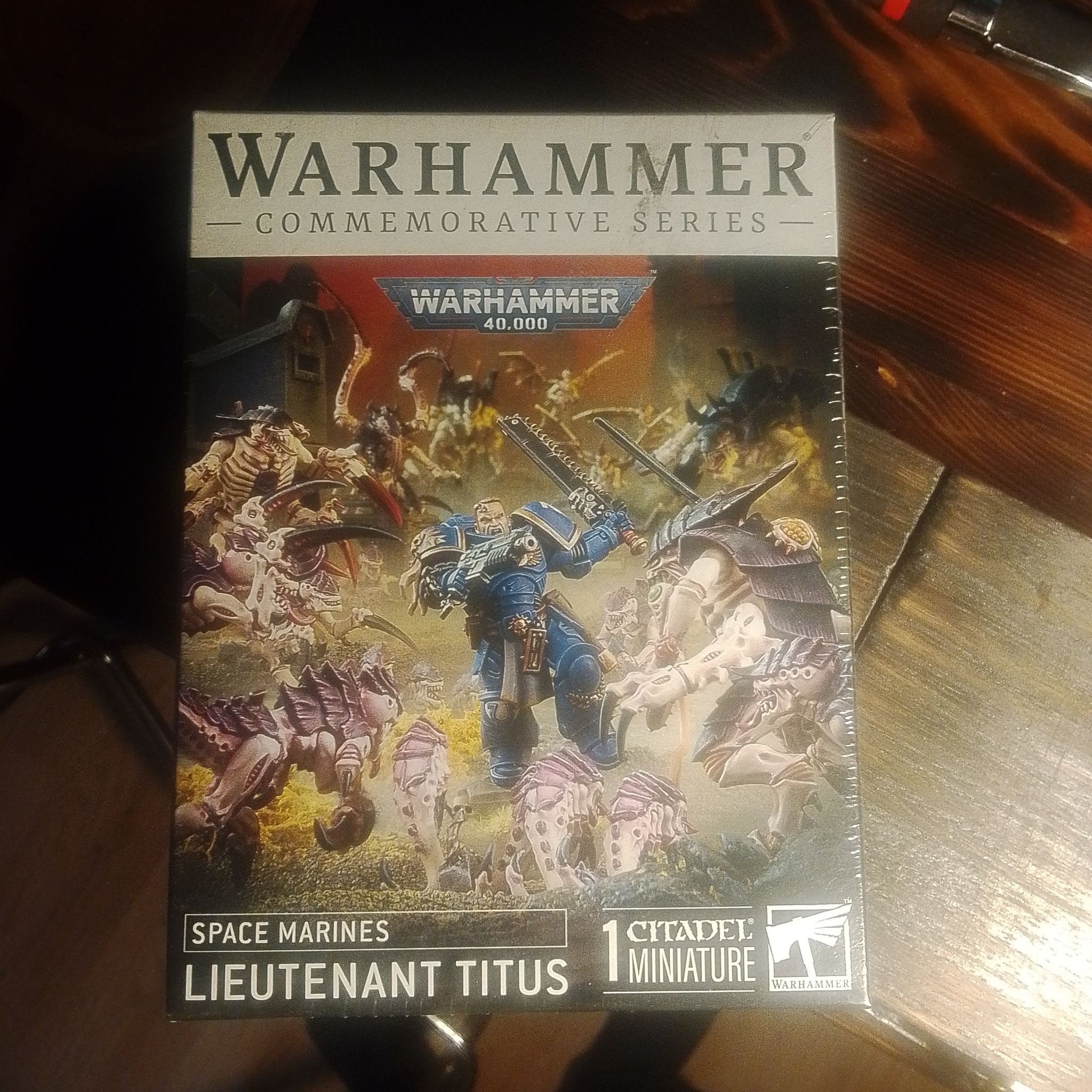 Warhammer 40k Lieutenant Titus Oöppnad | Köp på Tradera (713351424)