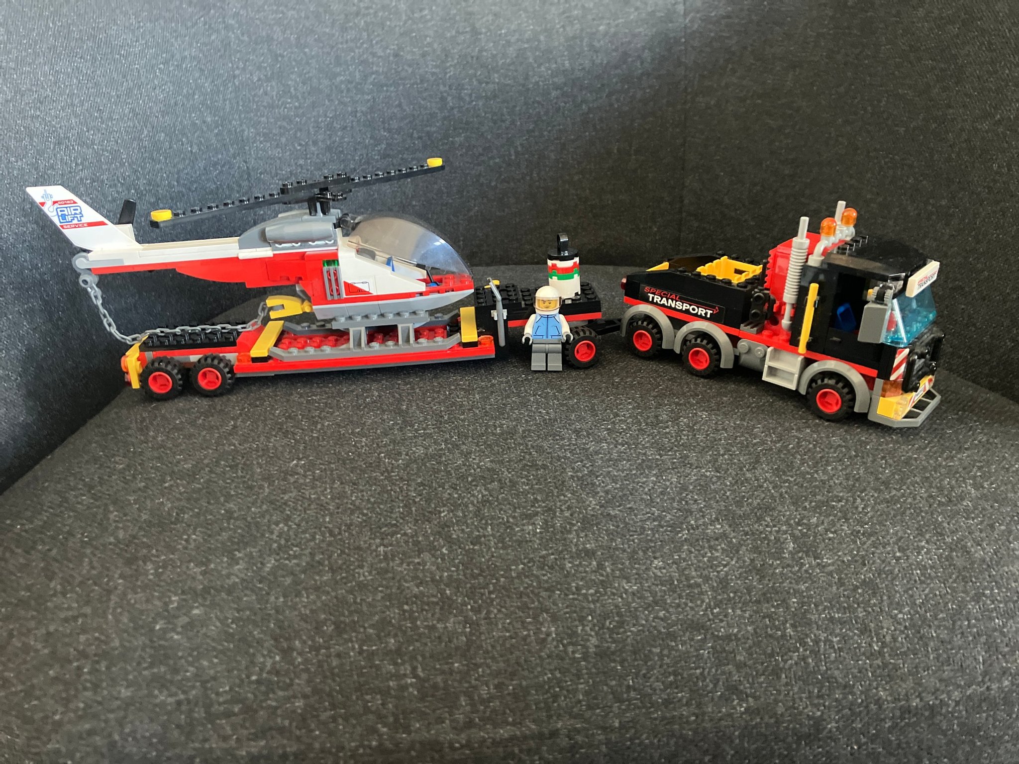 Se produkter som liknar Lego 60183, CITY SPECIAL TRAN.. på Tradera ...