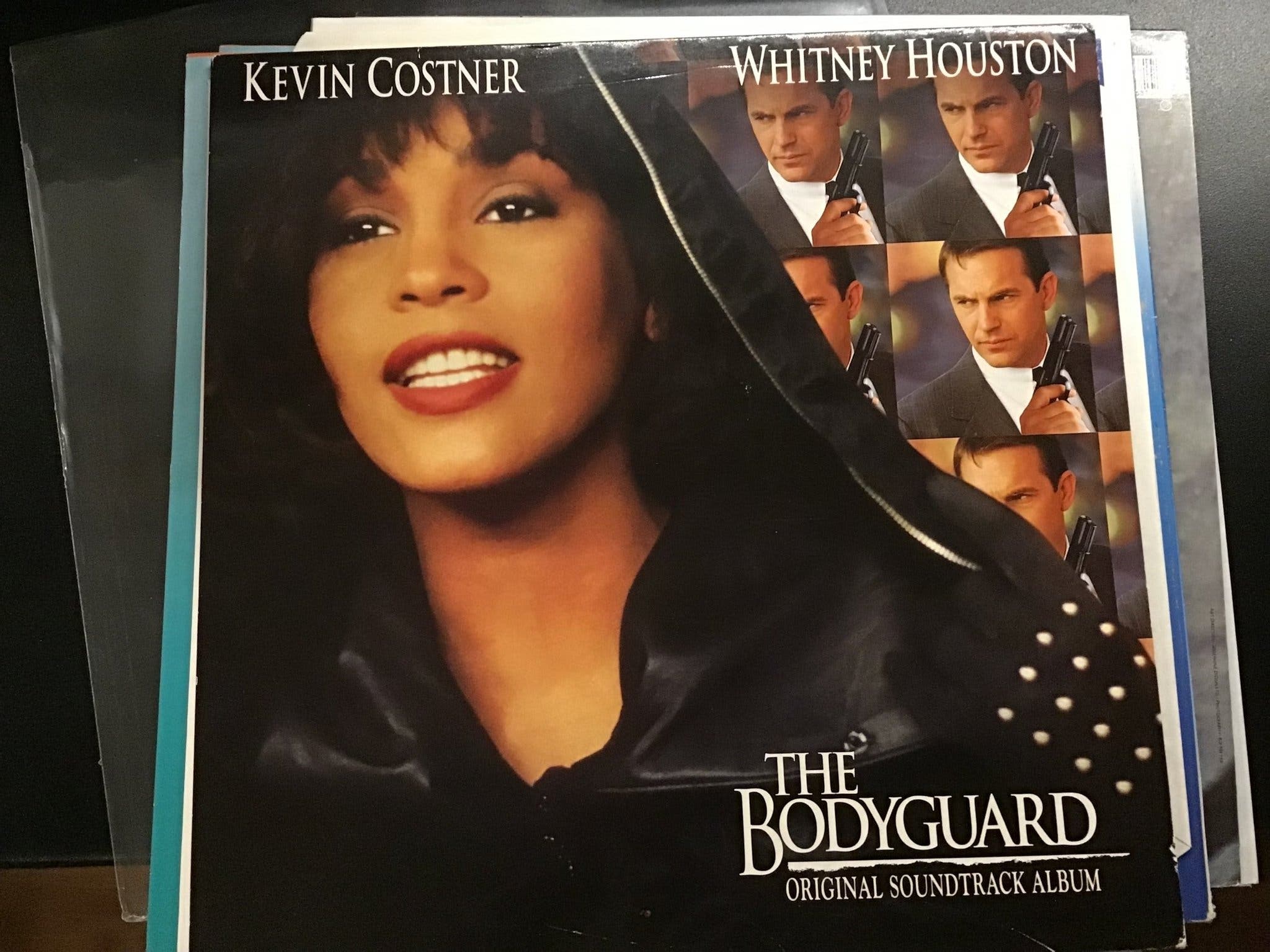 Se produkter som liknar The Bodyguard - Original Soun.. på Tradera ...