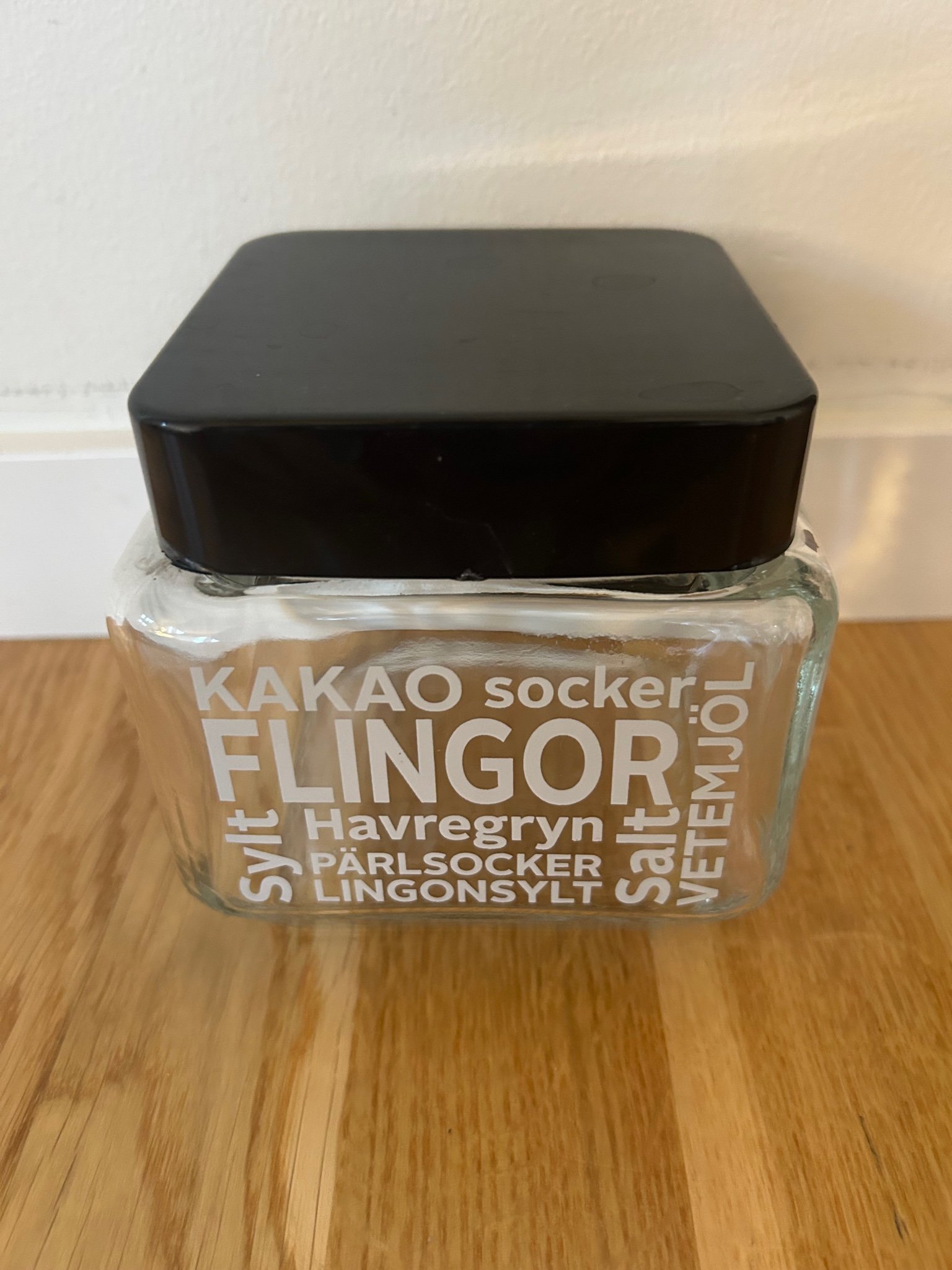 Burk med text | Köp på Tradera (711505793)