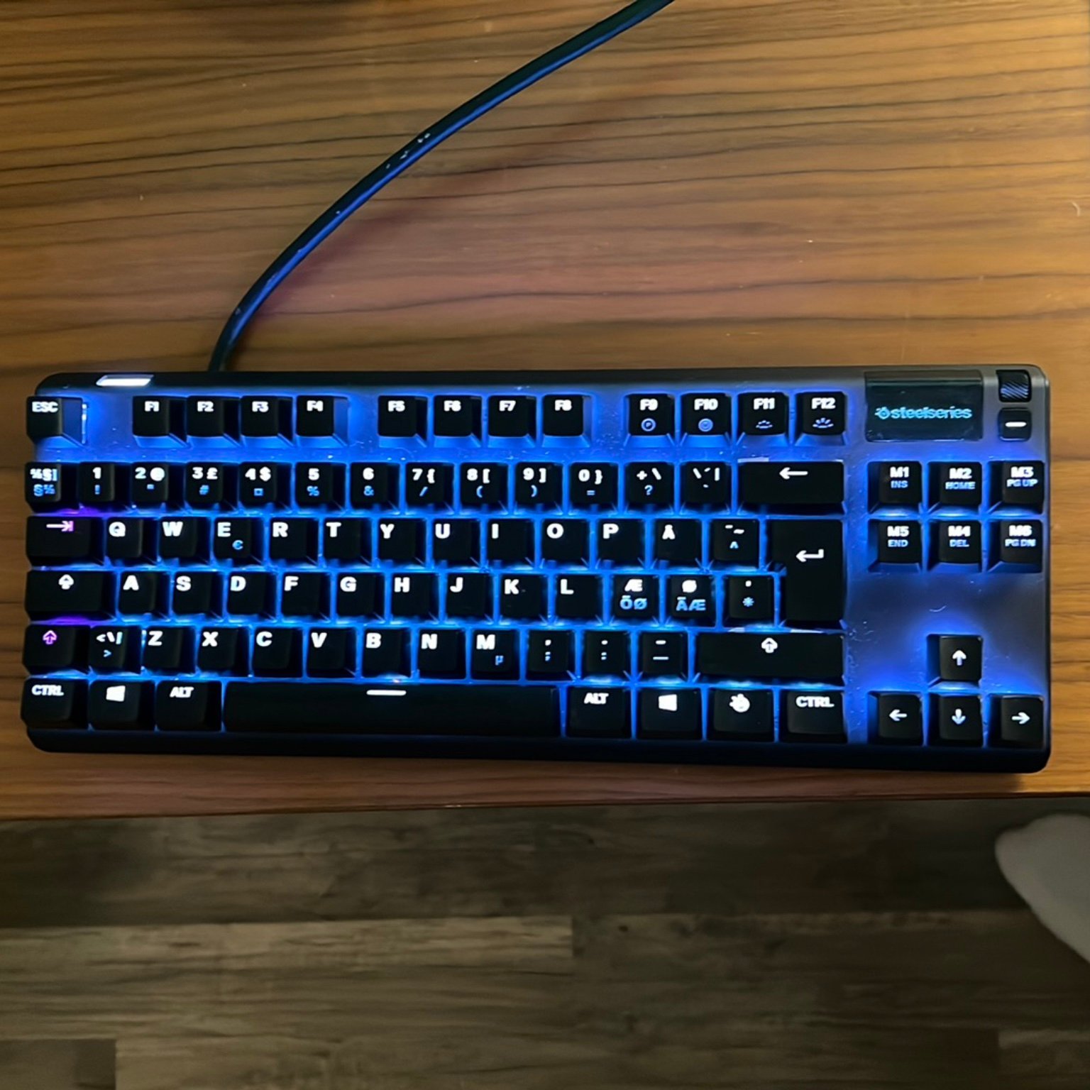 Se produkter som liknar Steelseries apex PRO TKL på Tradera (615724046)
