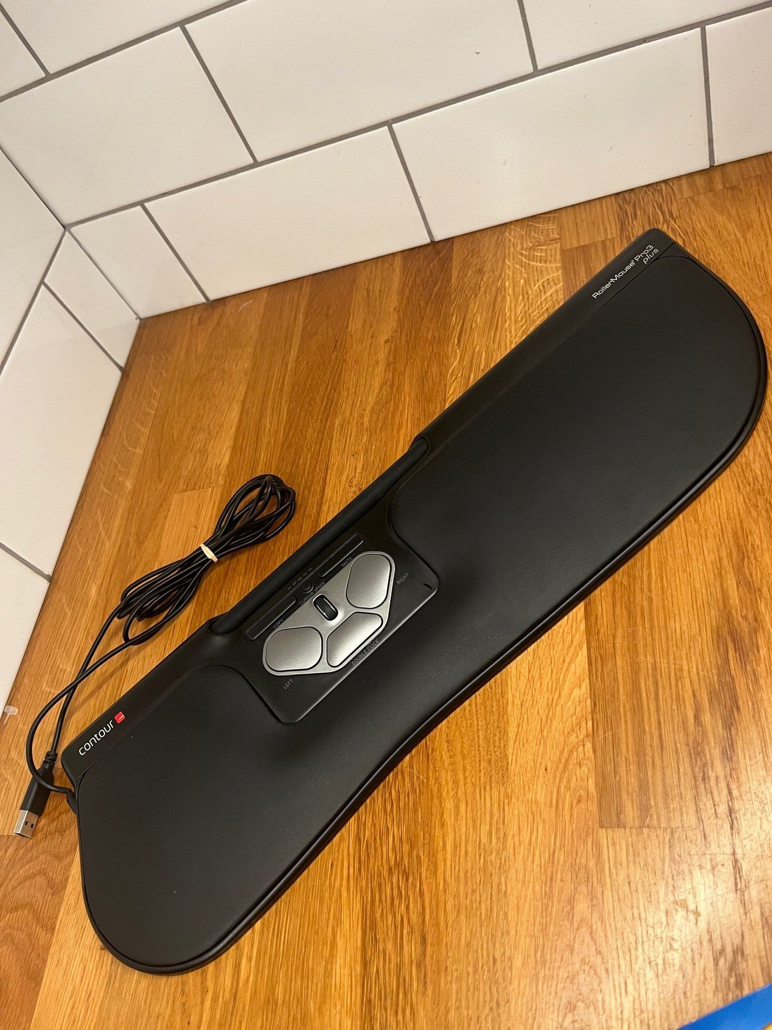 Se produkter som liknar Contour RollerMouse Pro3 Plus på Tradera ...