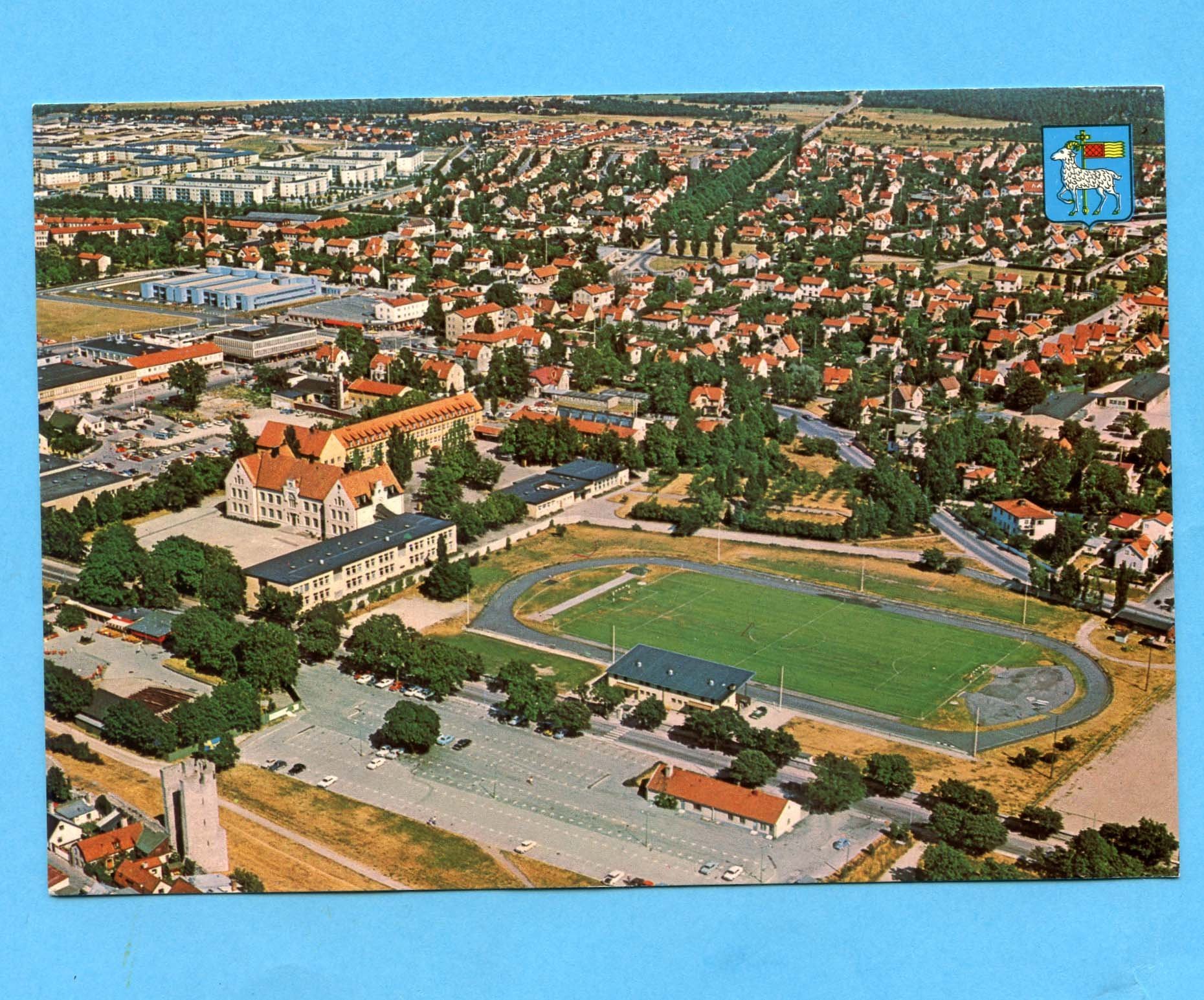 Visby ___________ flygvy över del av staden och.. | Köp på Tradera ...