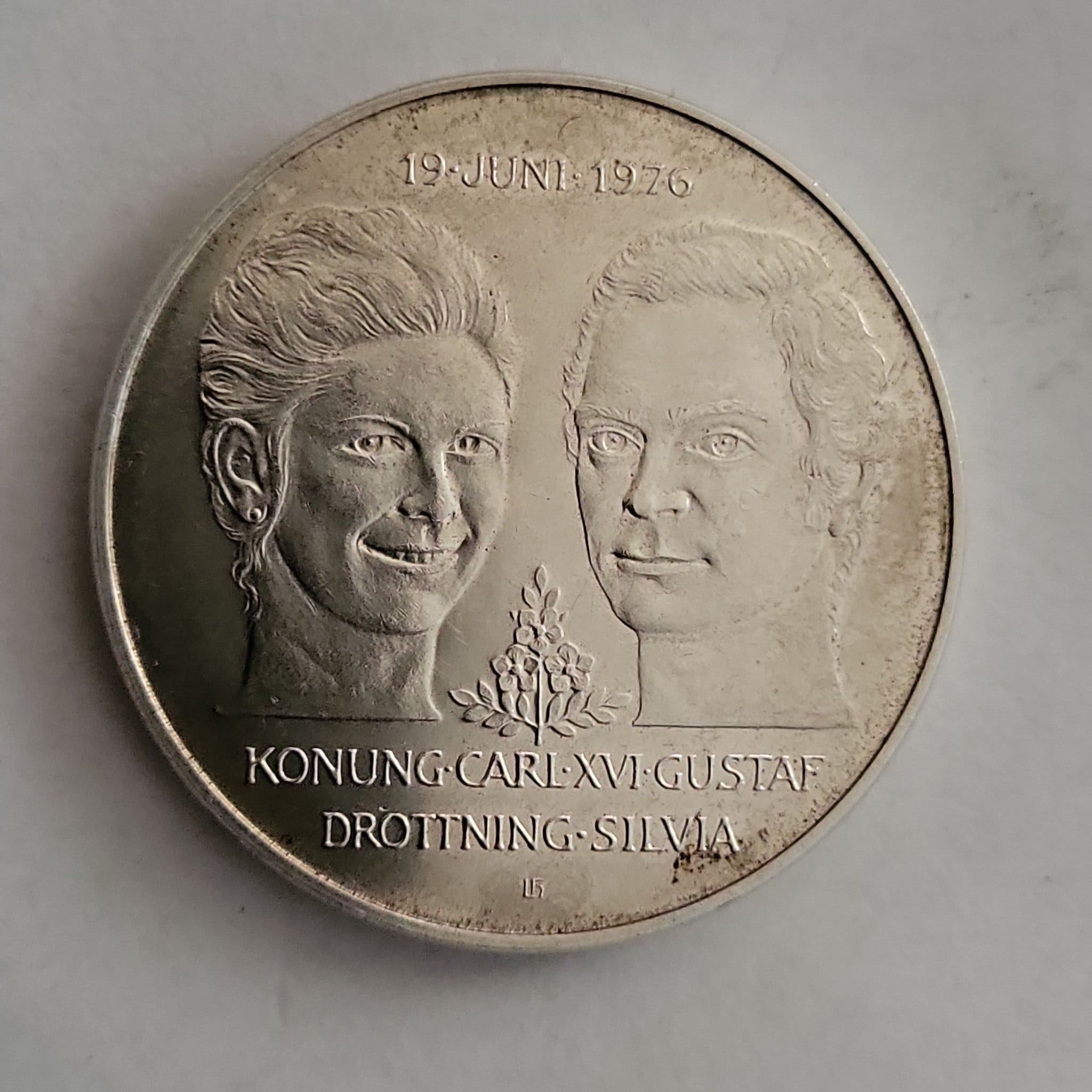 Se produkter som liknar Svenskt Silver Mynt - Kung Ca.. på Tradera ...