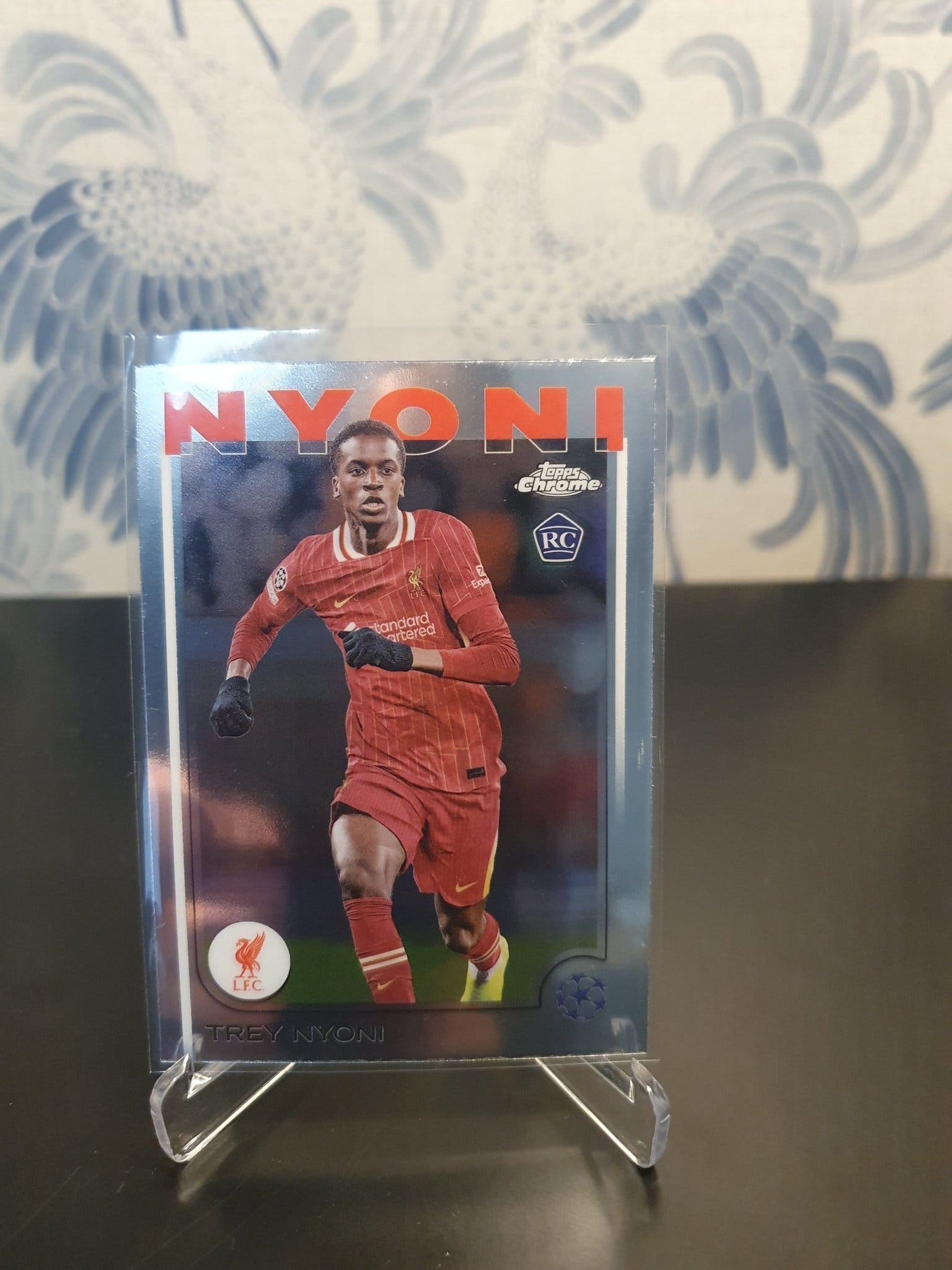 Trey Nyoni RC Topps Chrome Liverpool FC | Köp på Tradera (715258186)