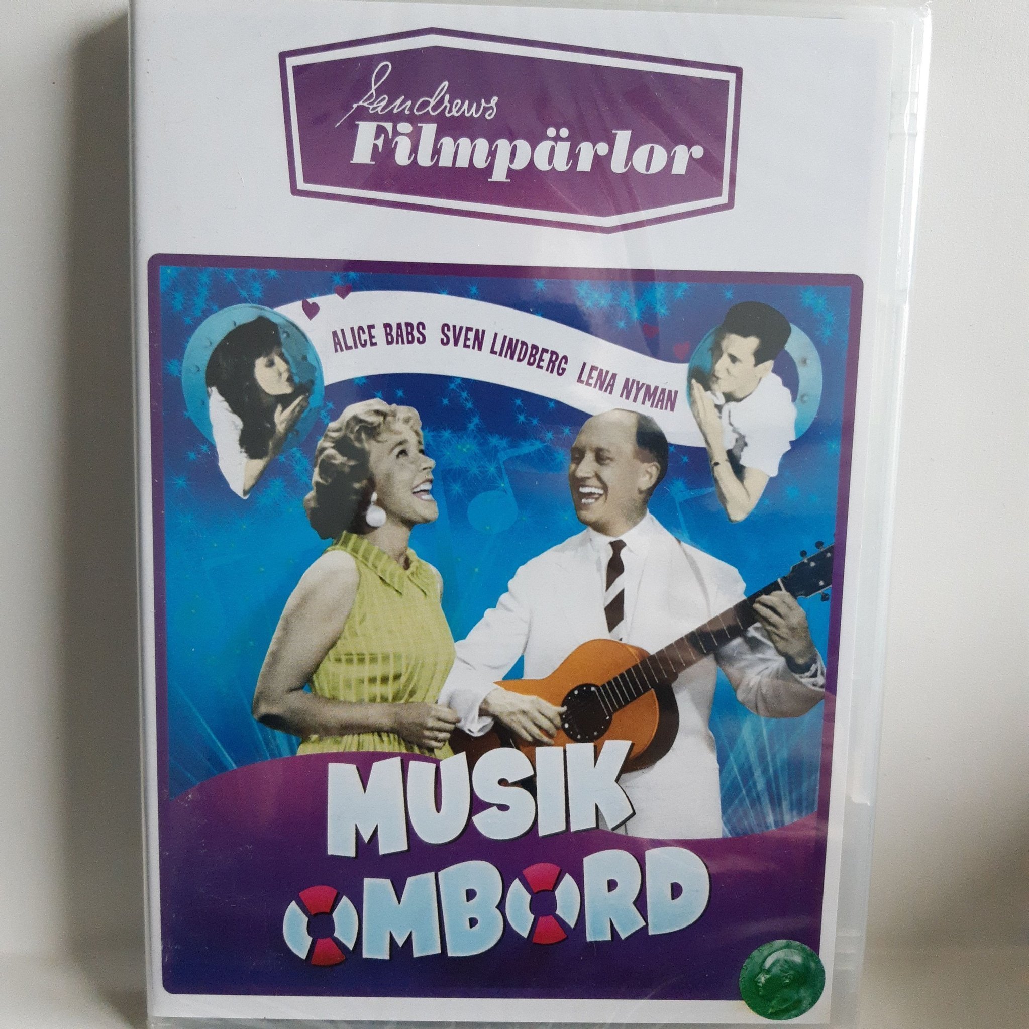 Se produkter som liknar Musik Ombord (1958) Sven Lind.. på Tradera ...