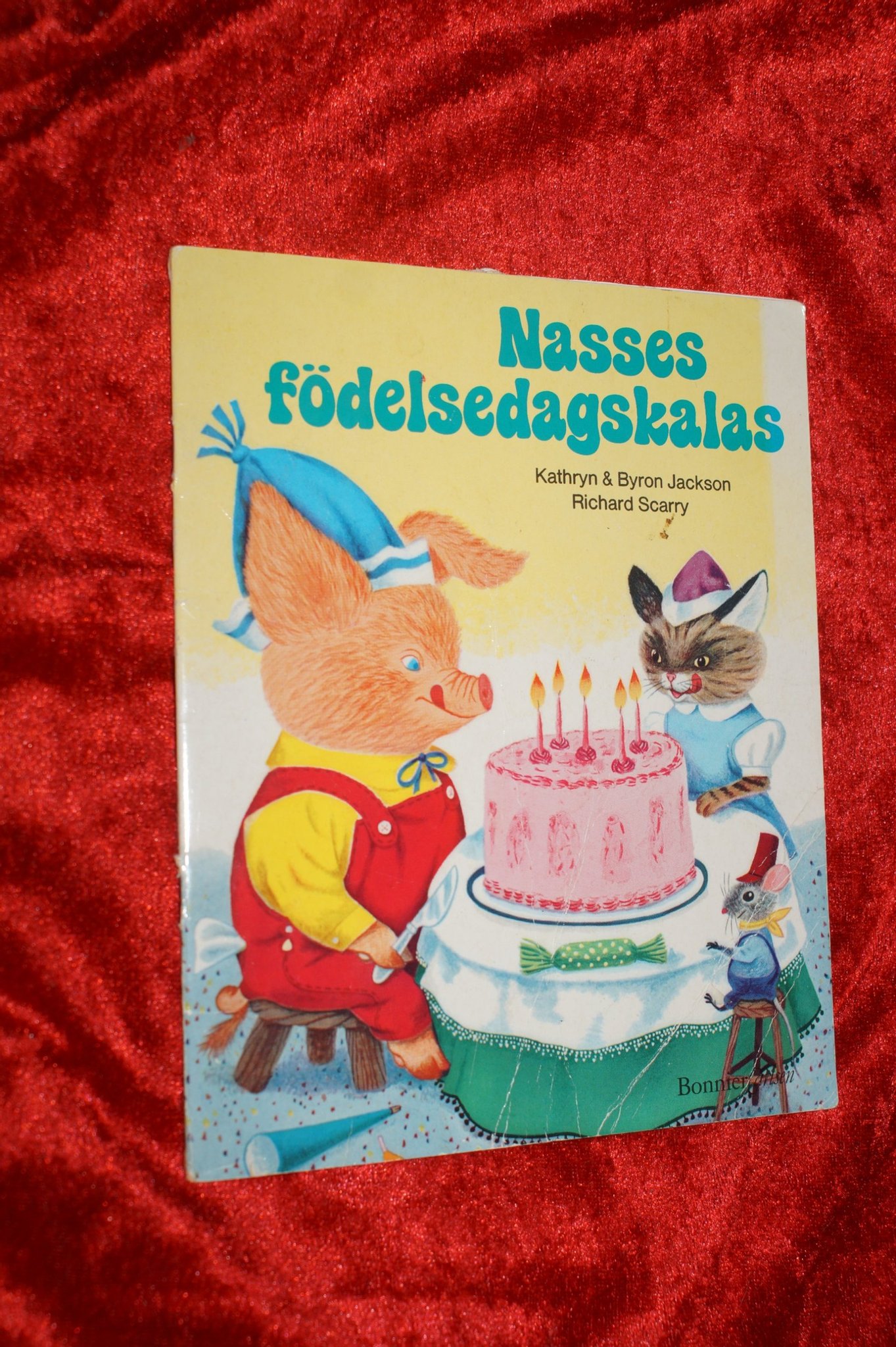 Se produkter som liknar NASSES FÖDELSEDAGSKALAS BILDE.. på Tradera ...