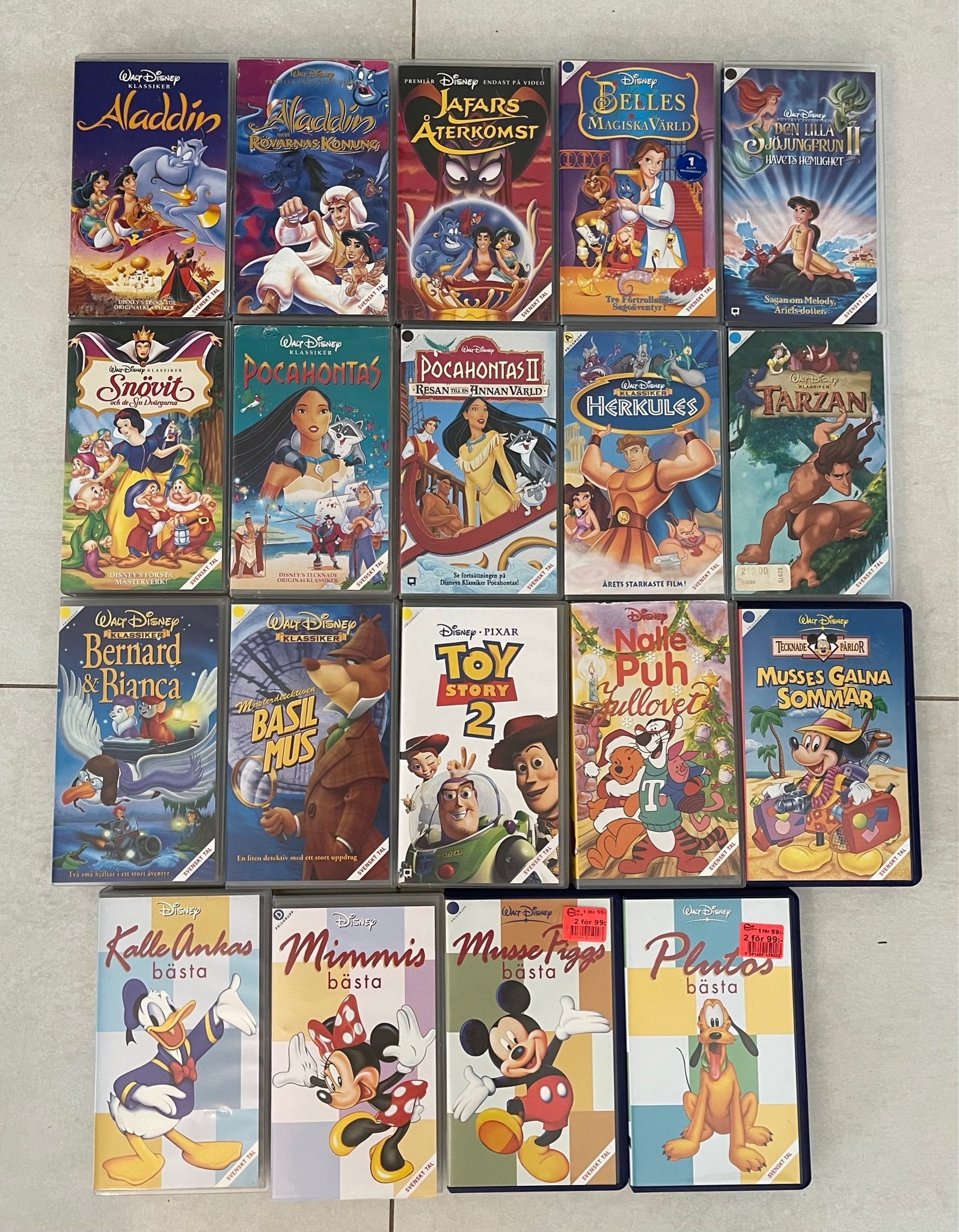 Se produkter som liknar VHS - Disney filmer klassiker.. på Tradera ...