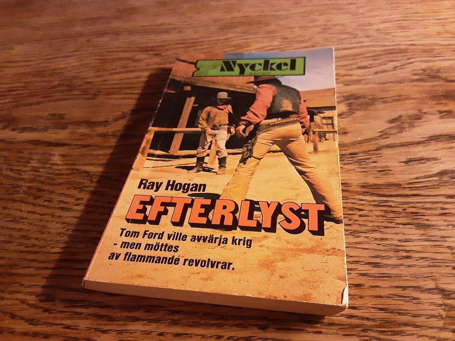 Pocket bok av RAY HOGAN. EFTERLYST. | Köp på Tradera (620525823)