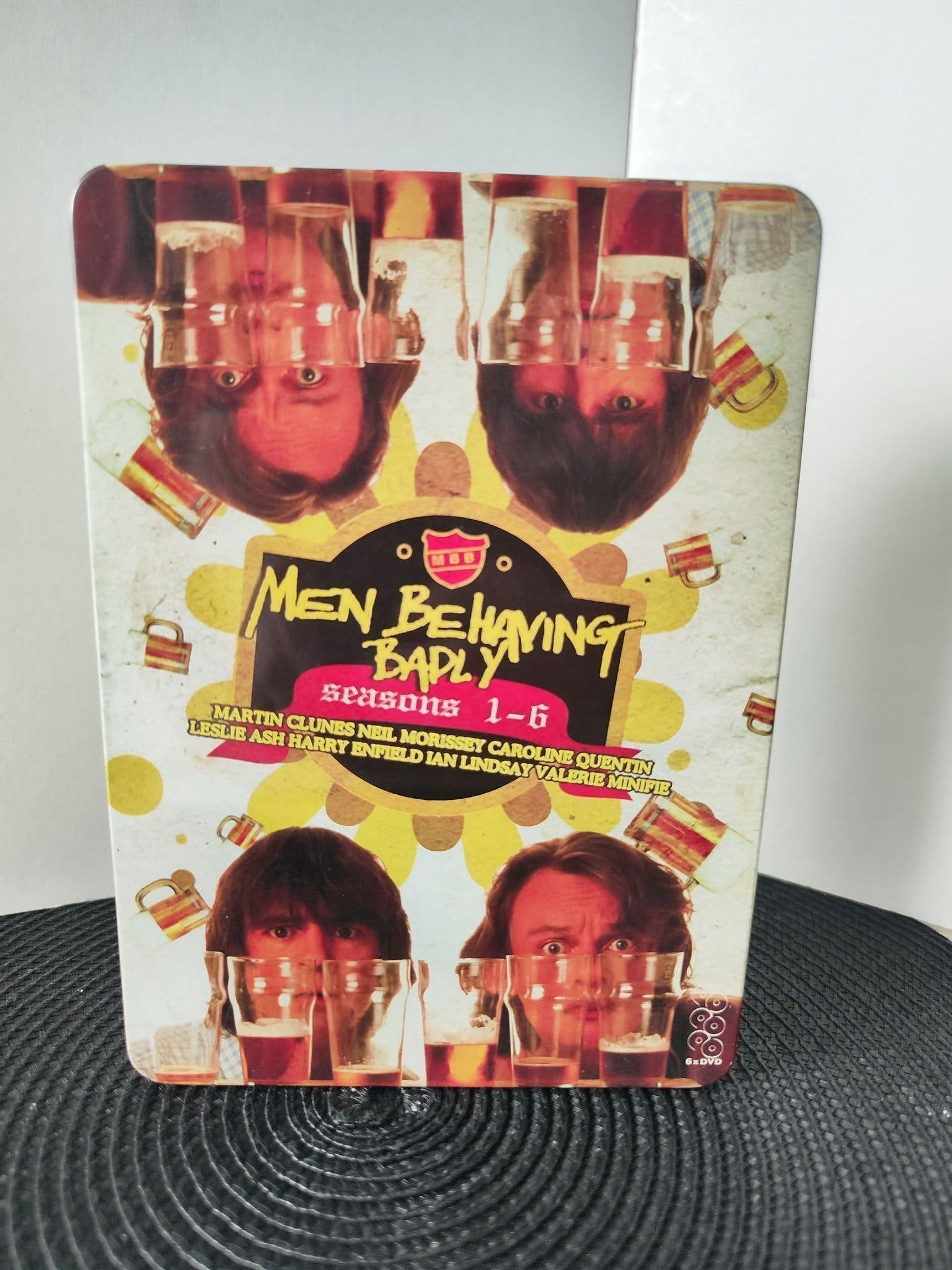Men Behaving Badly - Säsong 1-6 - DVD Box | Köp på Tradera (703784060)
