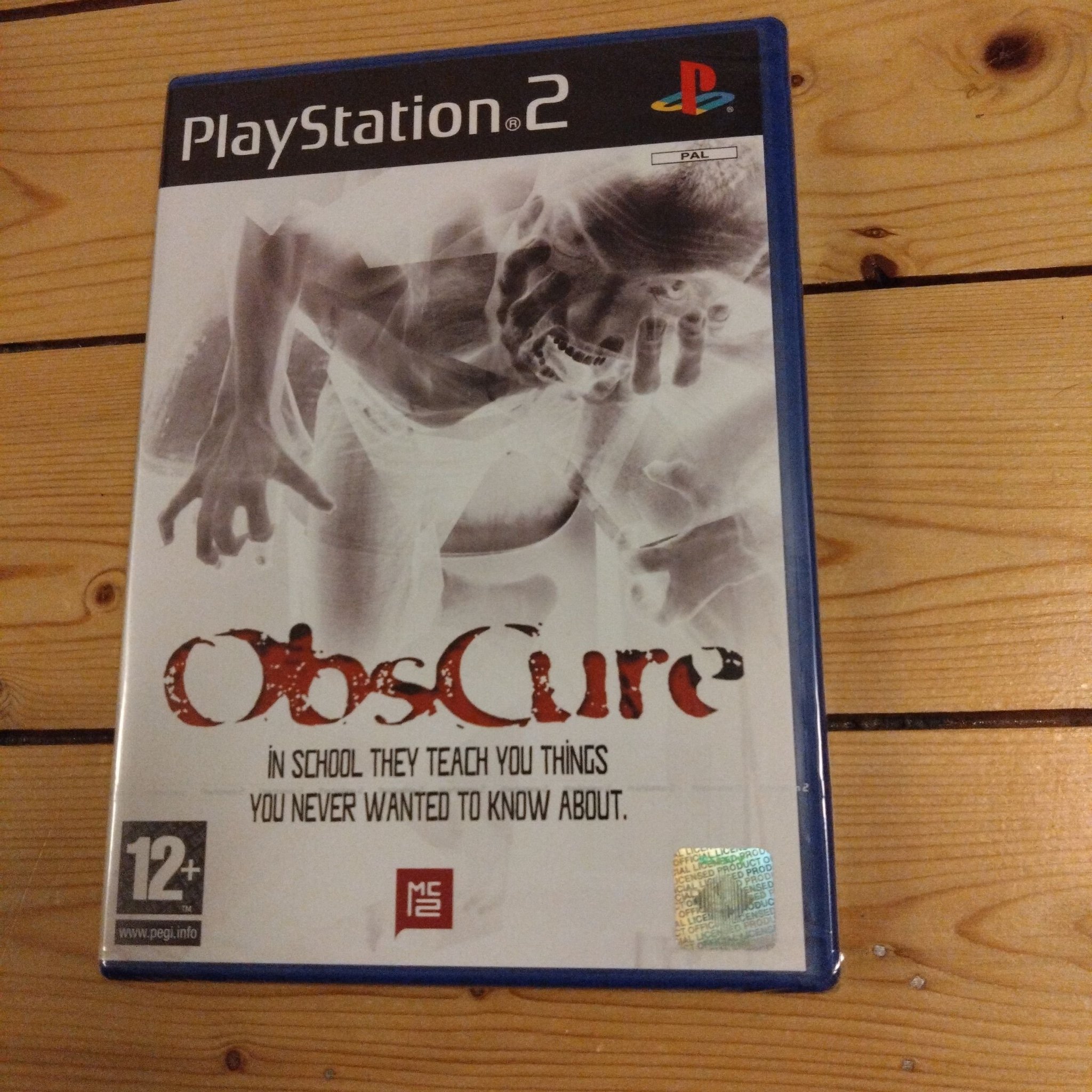 Se produkter som liknar Playstation 2 Obscure 1 Fabri.. på Tradera ...
