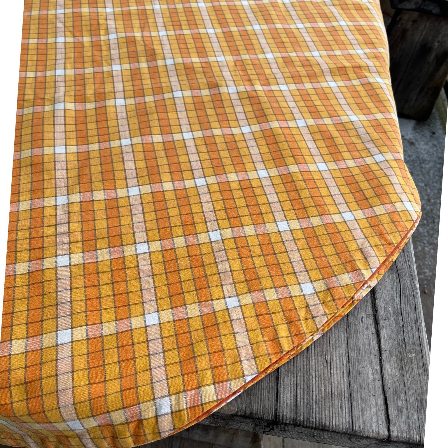 Mycket stor rund duk till Påsk / Påskduk. Diame.. | Köp på Tradera ...