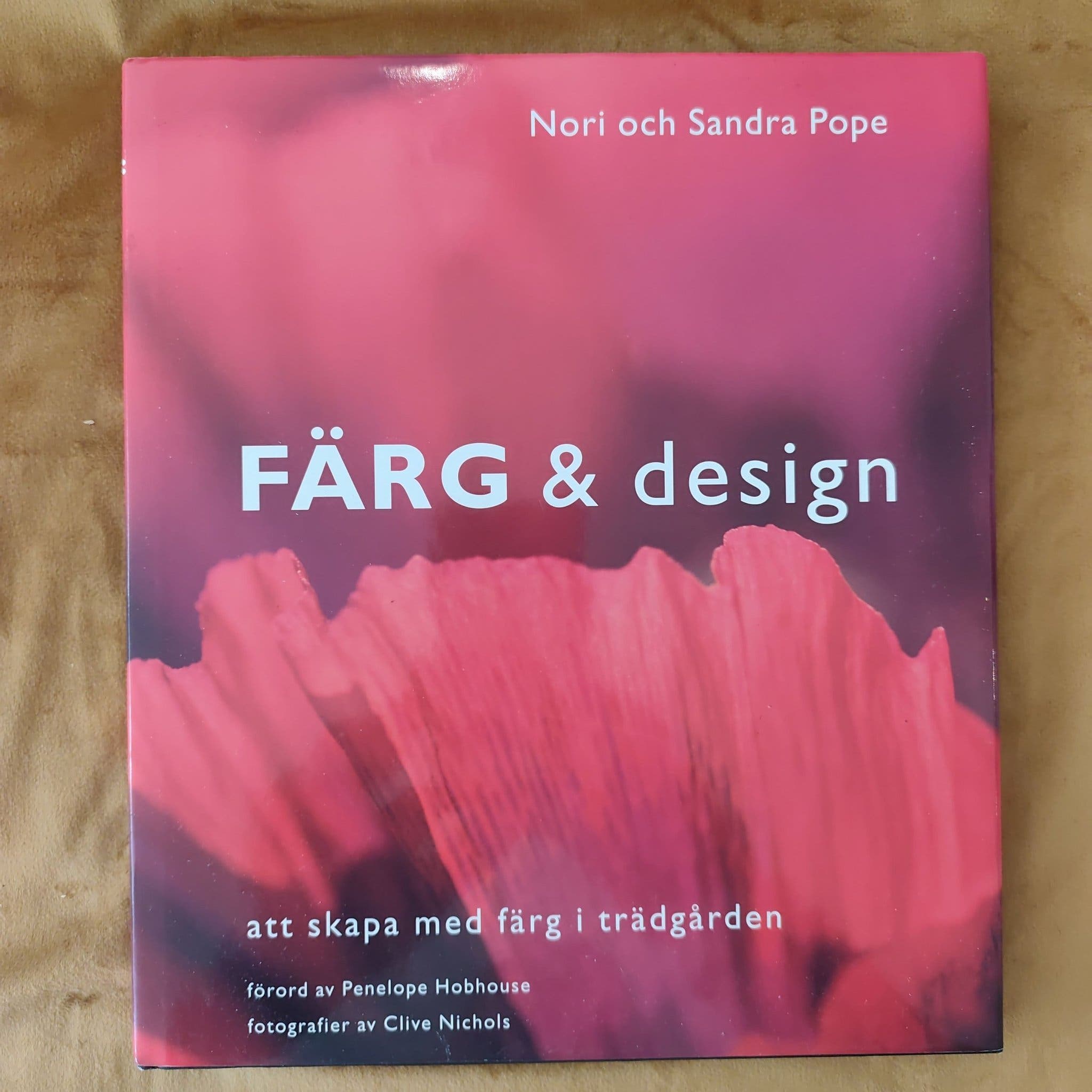 Se produkter som liknar Färg & design : att skapa med.. på Tradera ...