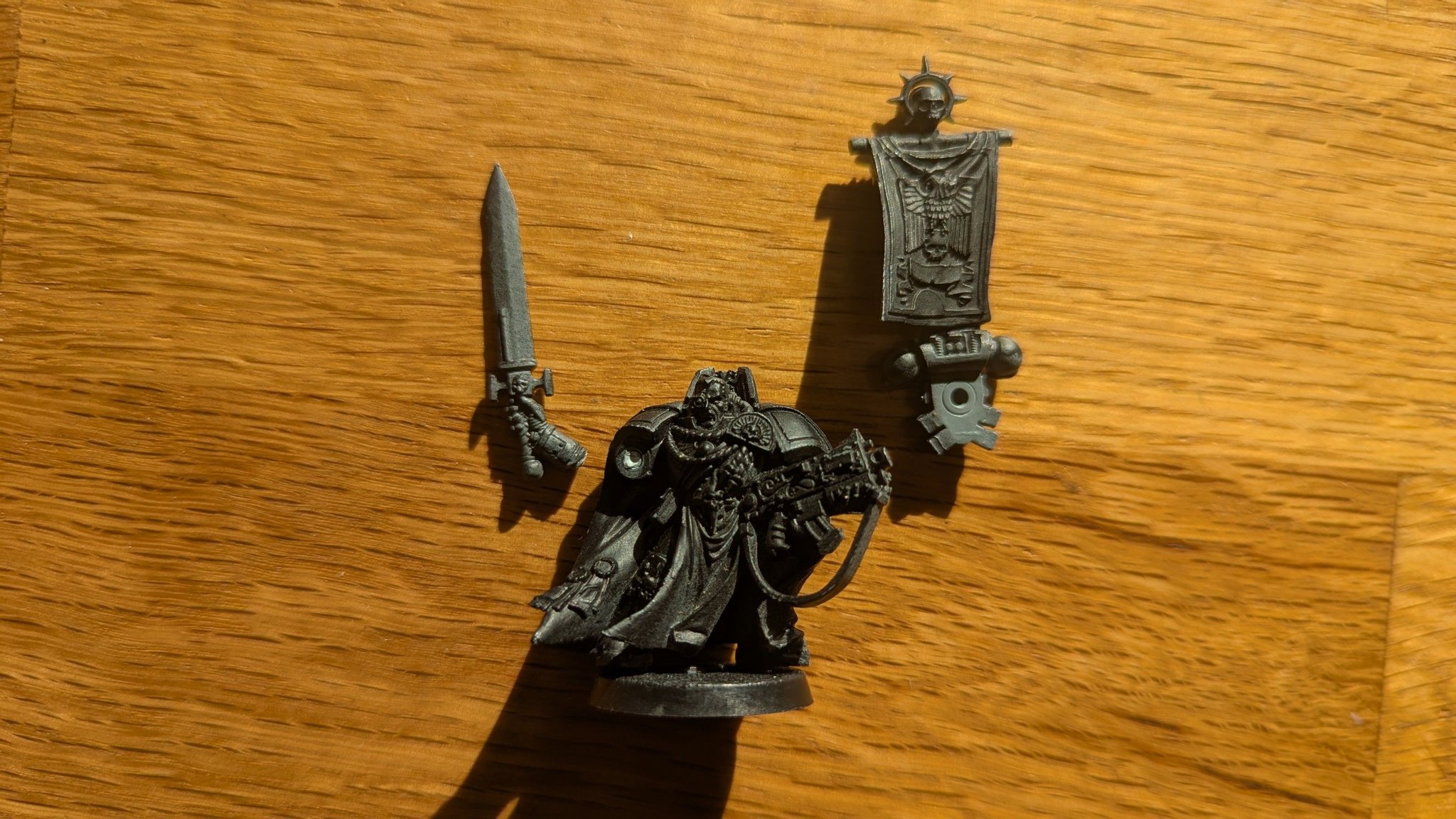 Warhammer 40k Space Marines captain 5th ed Assa.. | Köp på Tradera ...