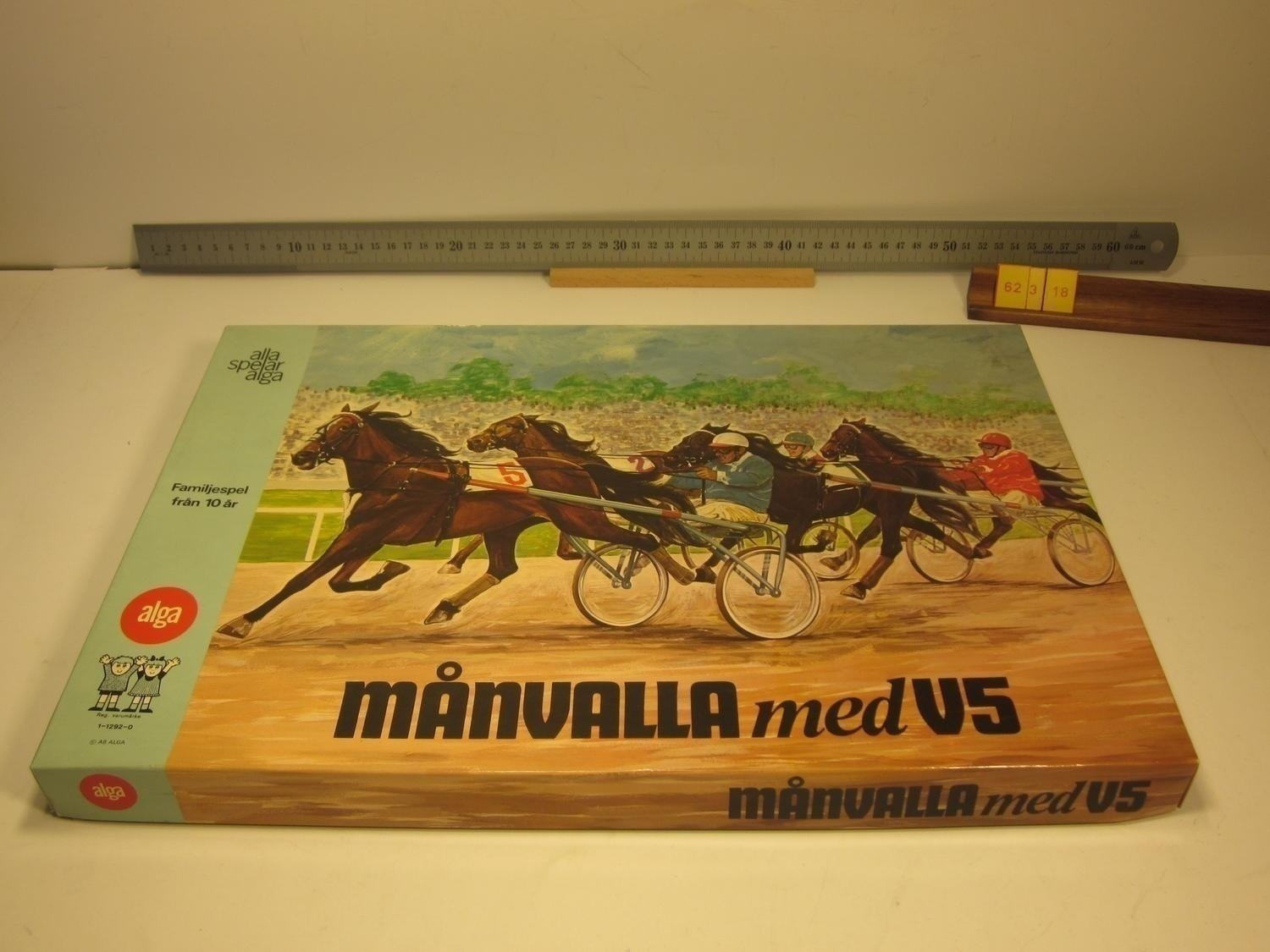 Se produkter som liknar Månvalla, Äldre Alga blåstrip.. på Tradera ...