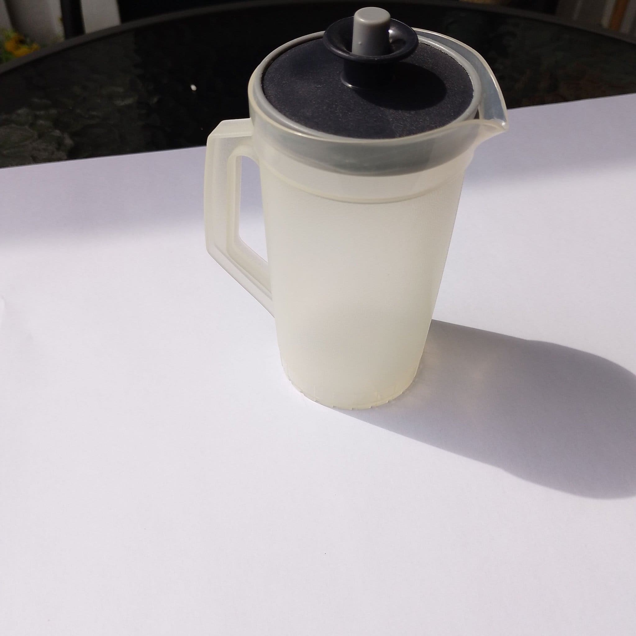 Tupperware mini multikanna transparent med lock | Köp på Tradera ...