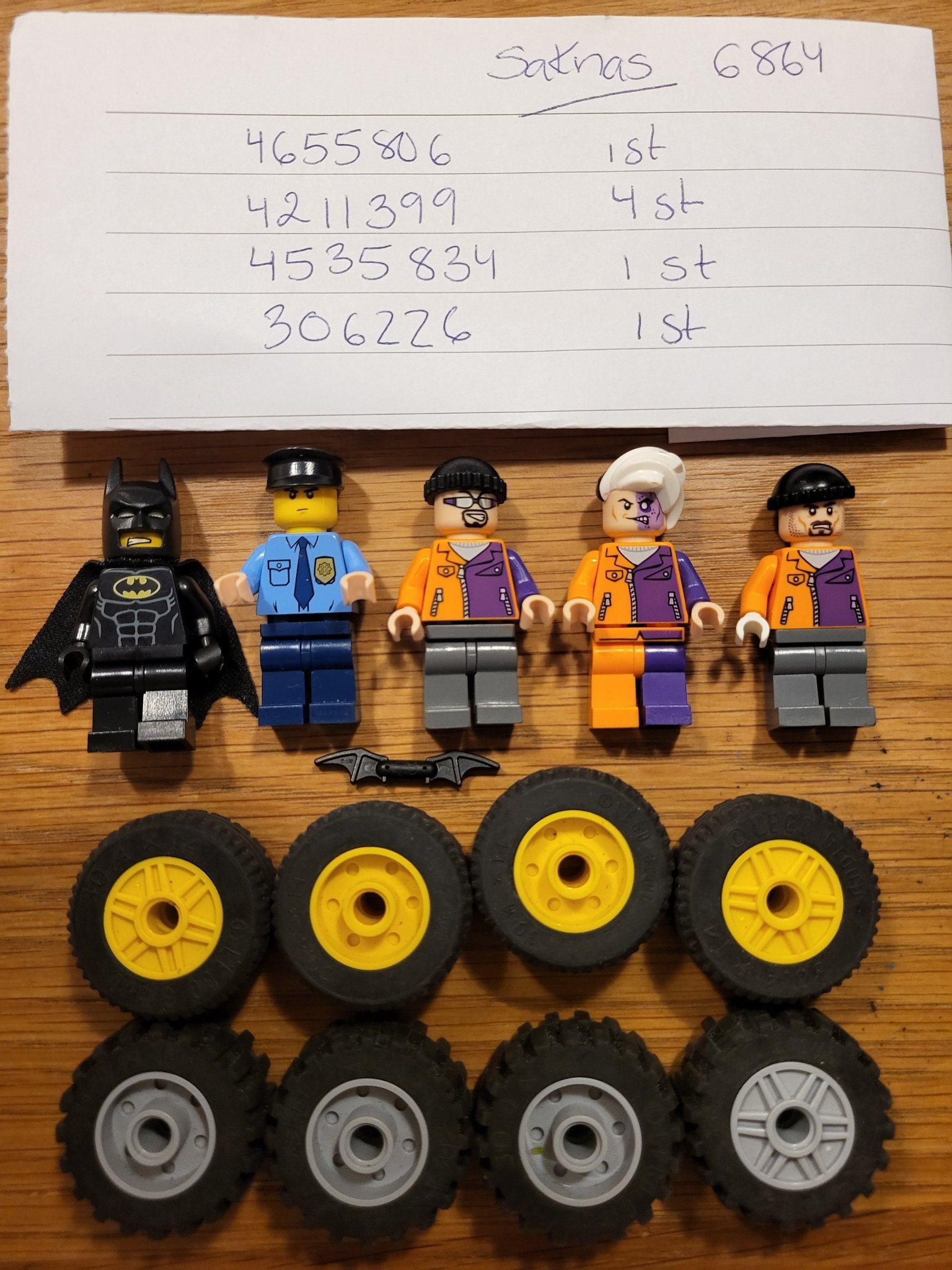 Lego 6864 The Batmobile and the Two-face Chase | Köp på Tradera (705804315)