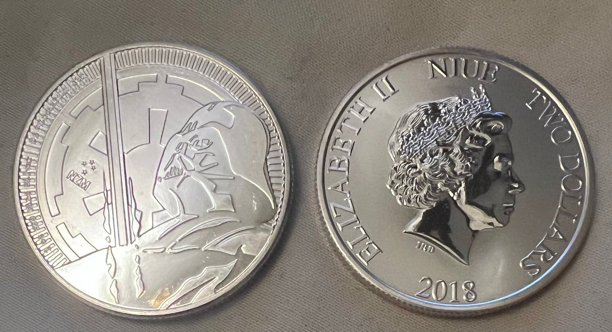 1 OZ SILVER MYNT STARWARS DARTH VADER QUEEN ELI.. | Köp på Tradera ...