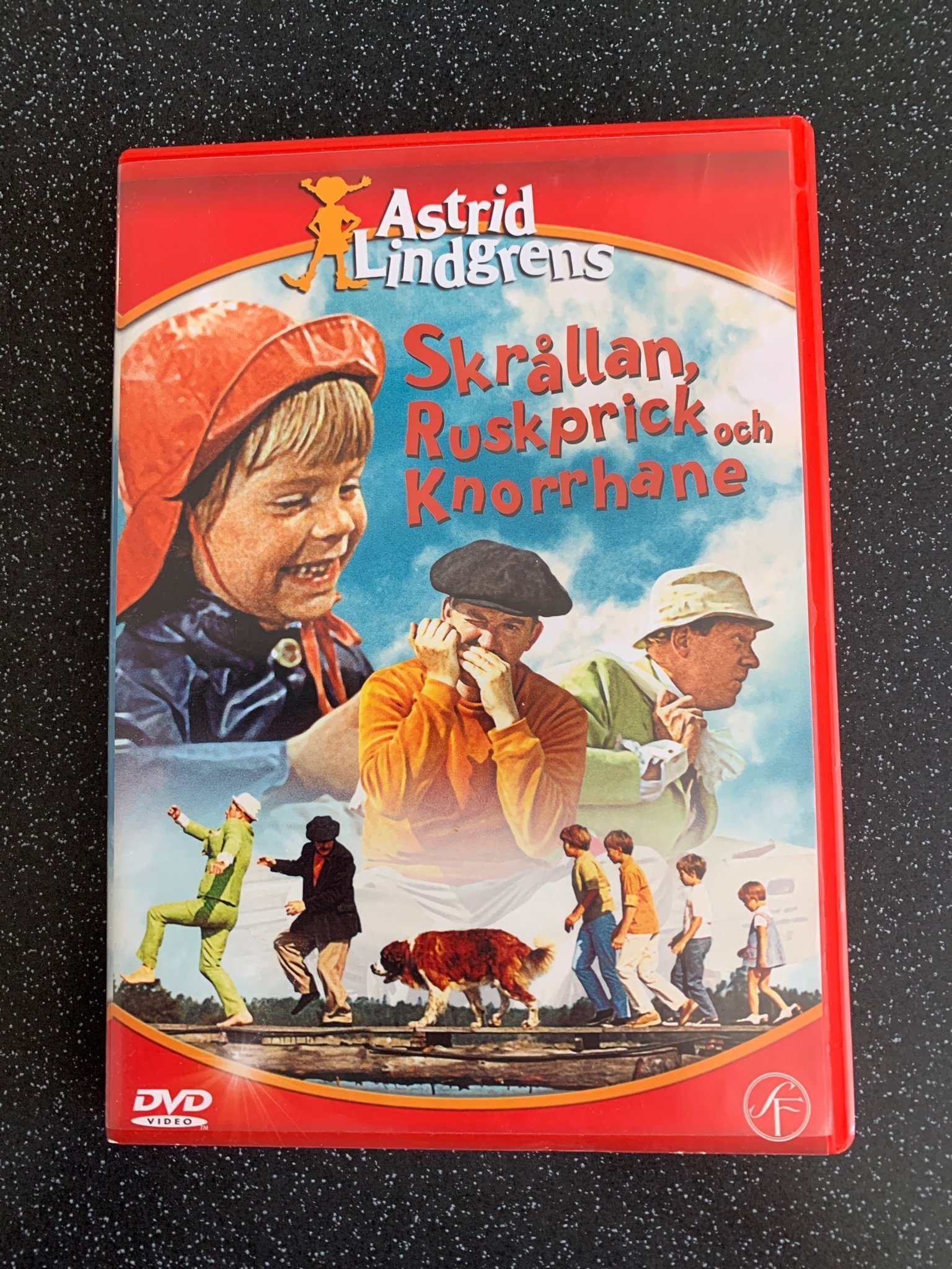 Se produkter som liknar 4 st Astrid Lindgren filmer, .. på Tradera (587120419)
