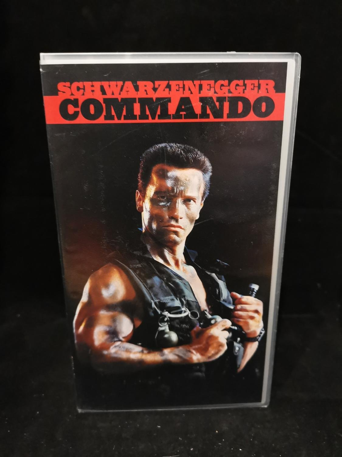 Commando (VHS) - Köpfilm - Arnold Schwarzenegg.. (399452041) ᐈ Köp på ...