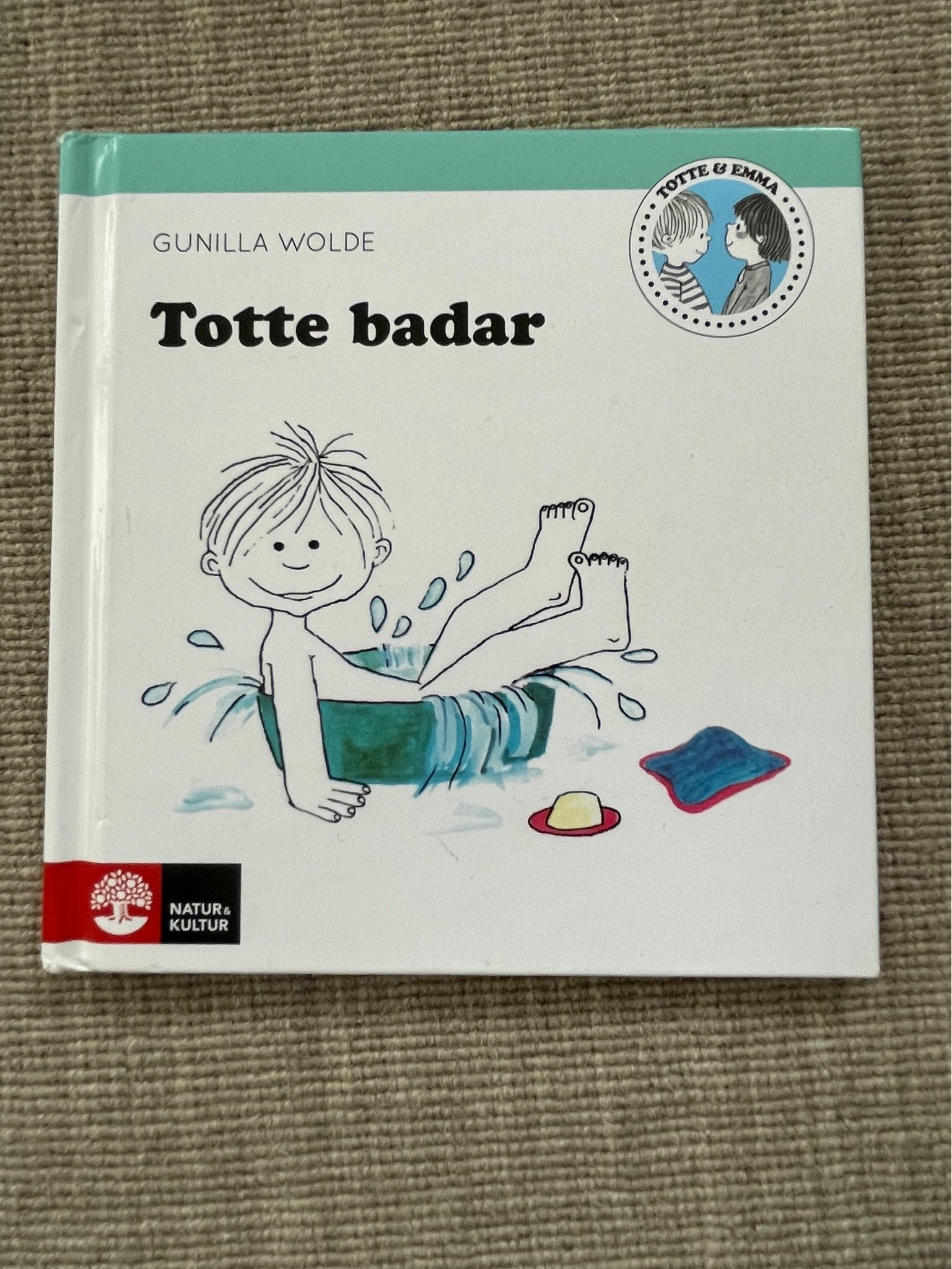 Barnbok Totte badar | Köp på Tradera (609223622)
