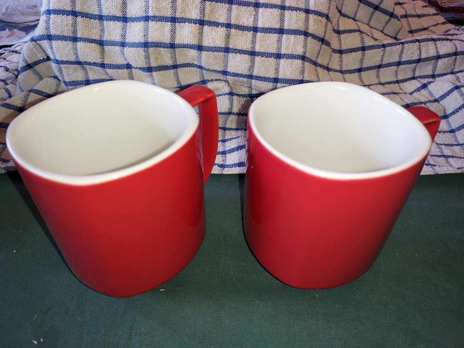 Mugg 2 muggar Vavro design RAK ! | Köp på Tradera (629727857)