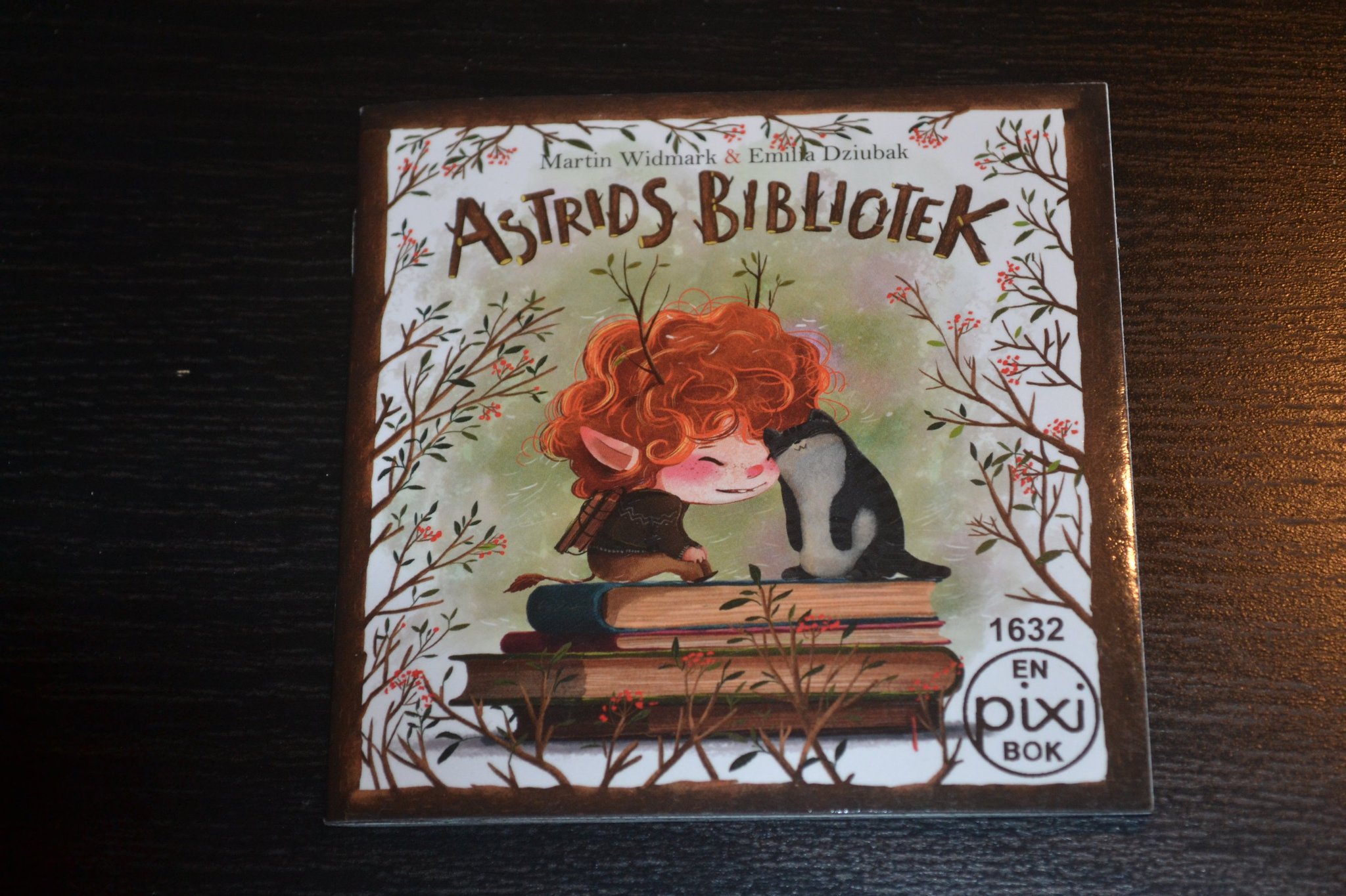 Pixi bok Astrids bibliotek | Köp på Tradera (709596756)