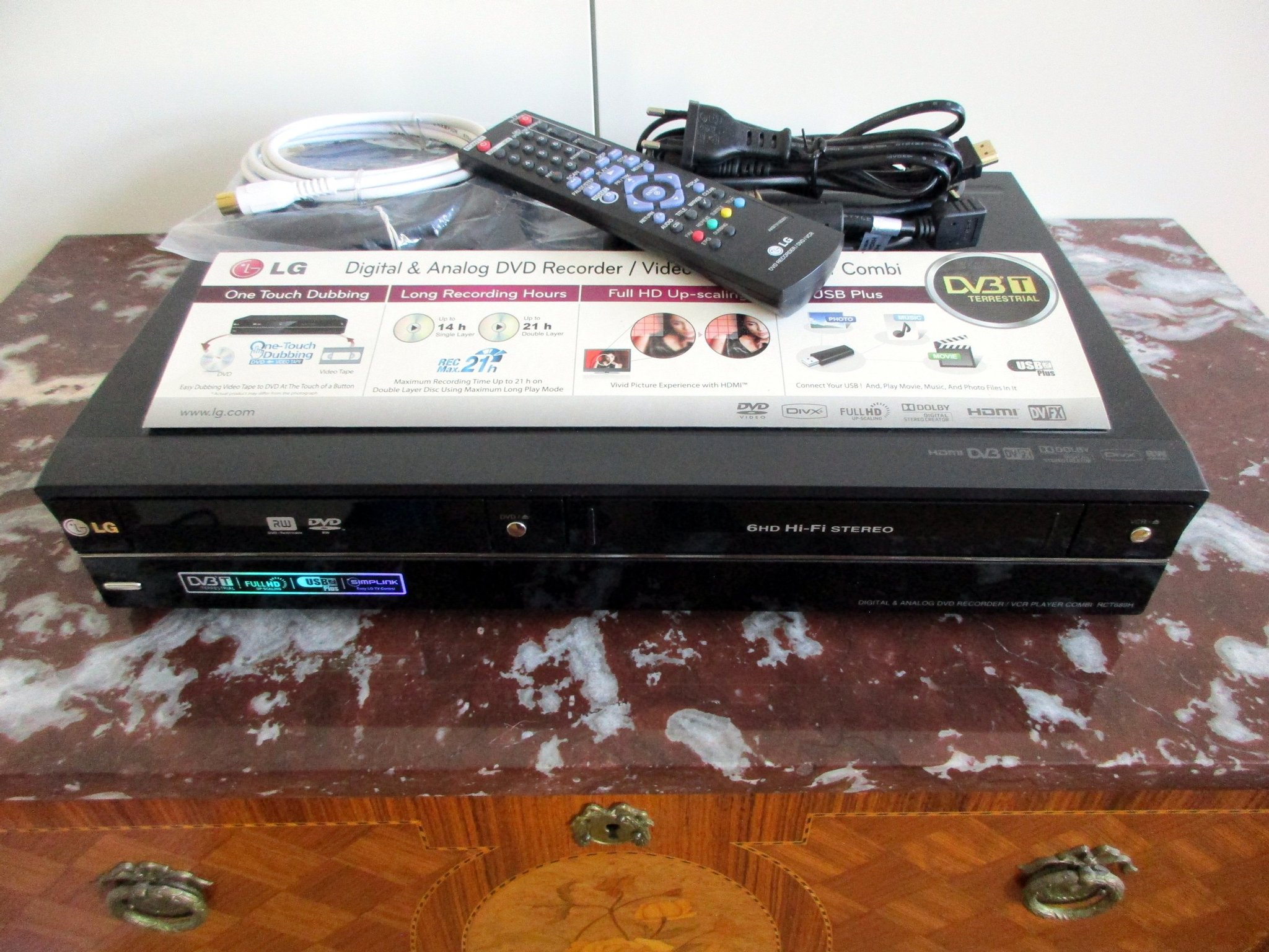 LG RCT689H Digital & Analog DVD recorder / VCR .. | Köp på Tradera ...