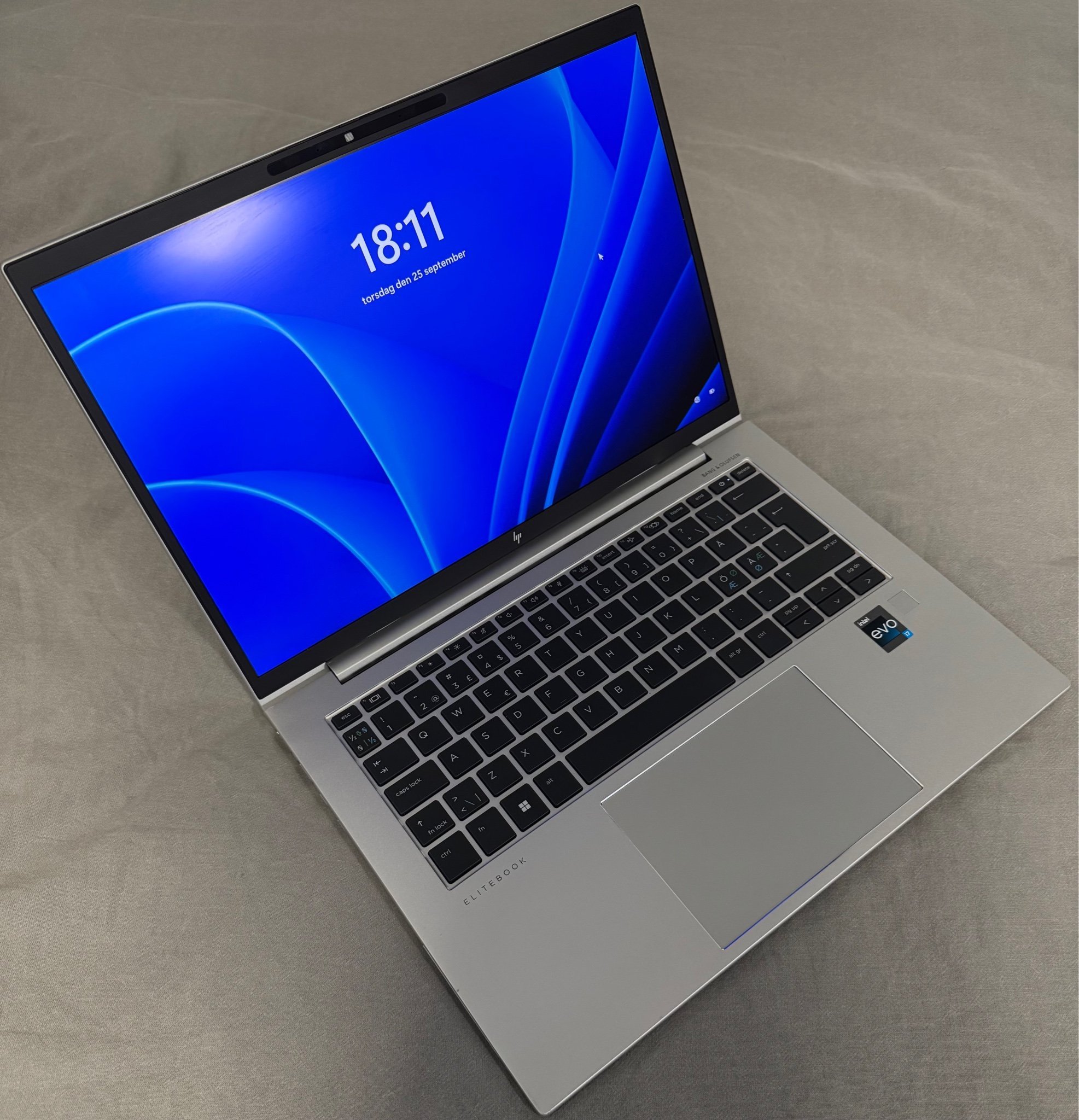 Se produkter som liknar HP EliteBook 840 G10 - i7 på Tradera (694036503)