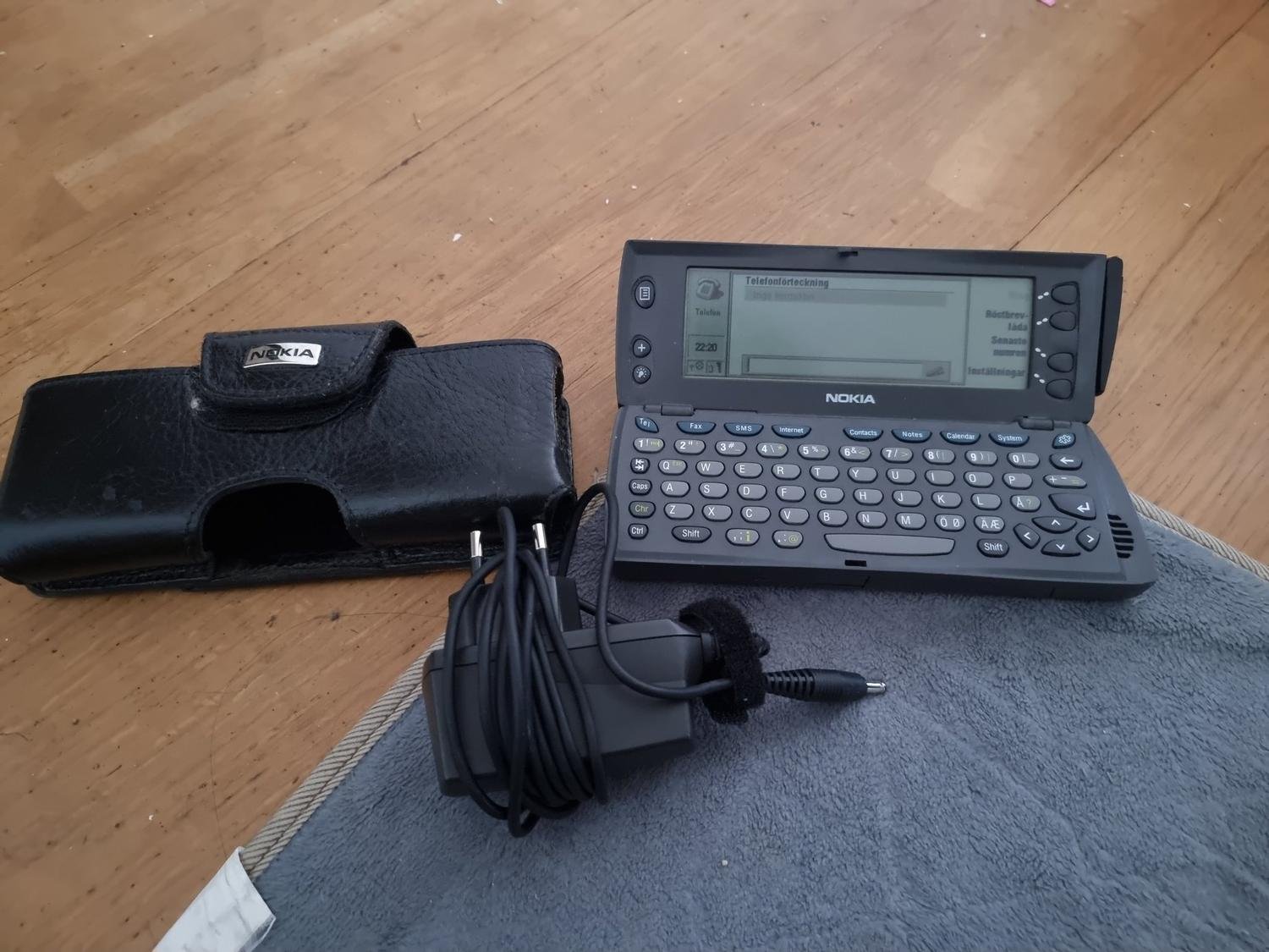 Nokia Communicator 9110 med originalla.. | Köp från KA1 på Tradera ...